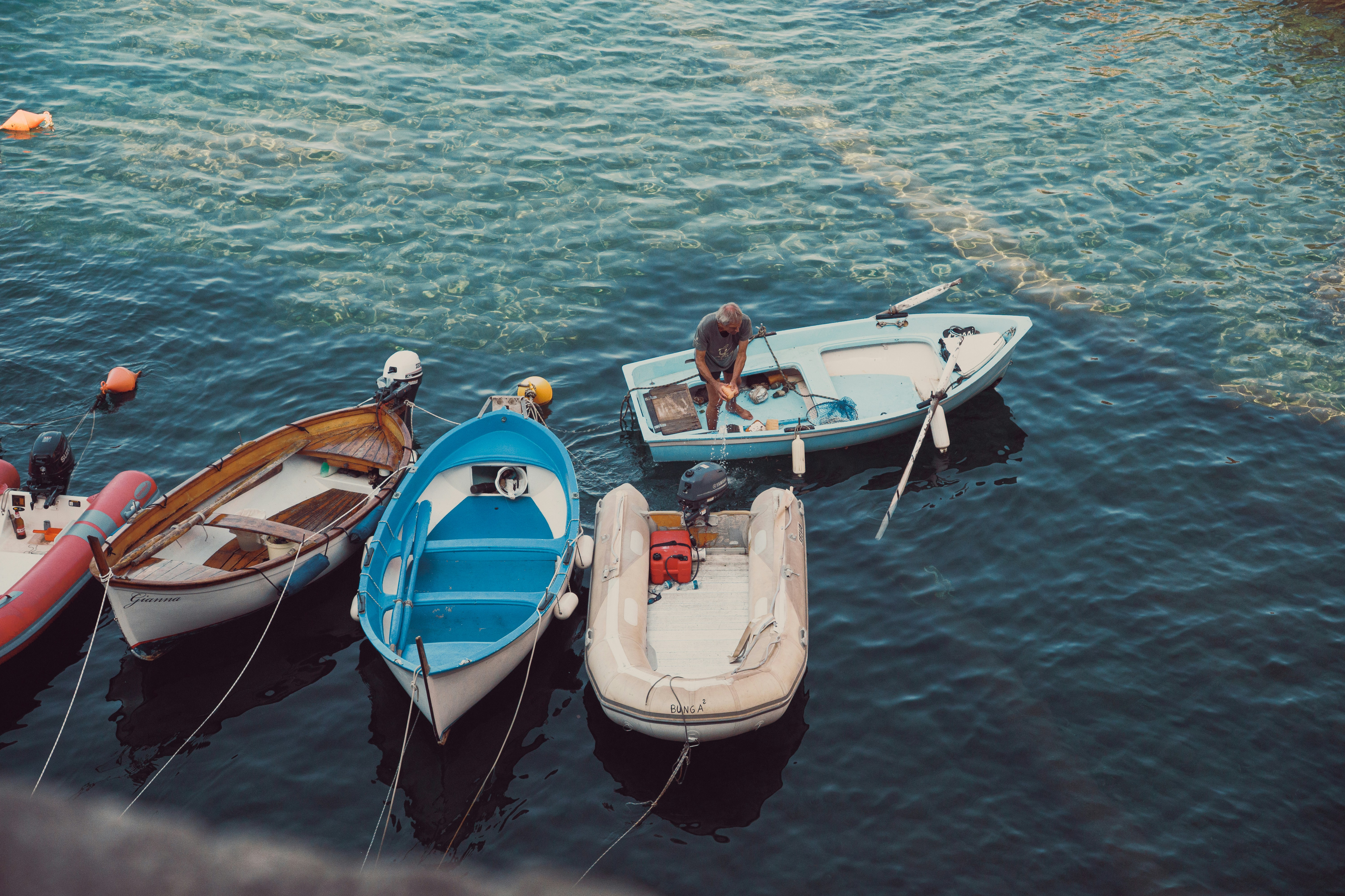 Small Boats at Pier: A Quiet Marina Moment from Above