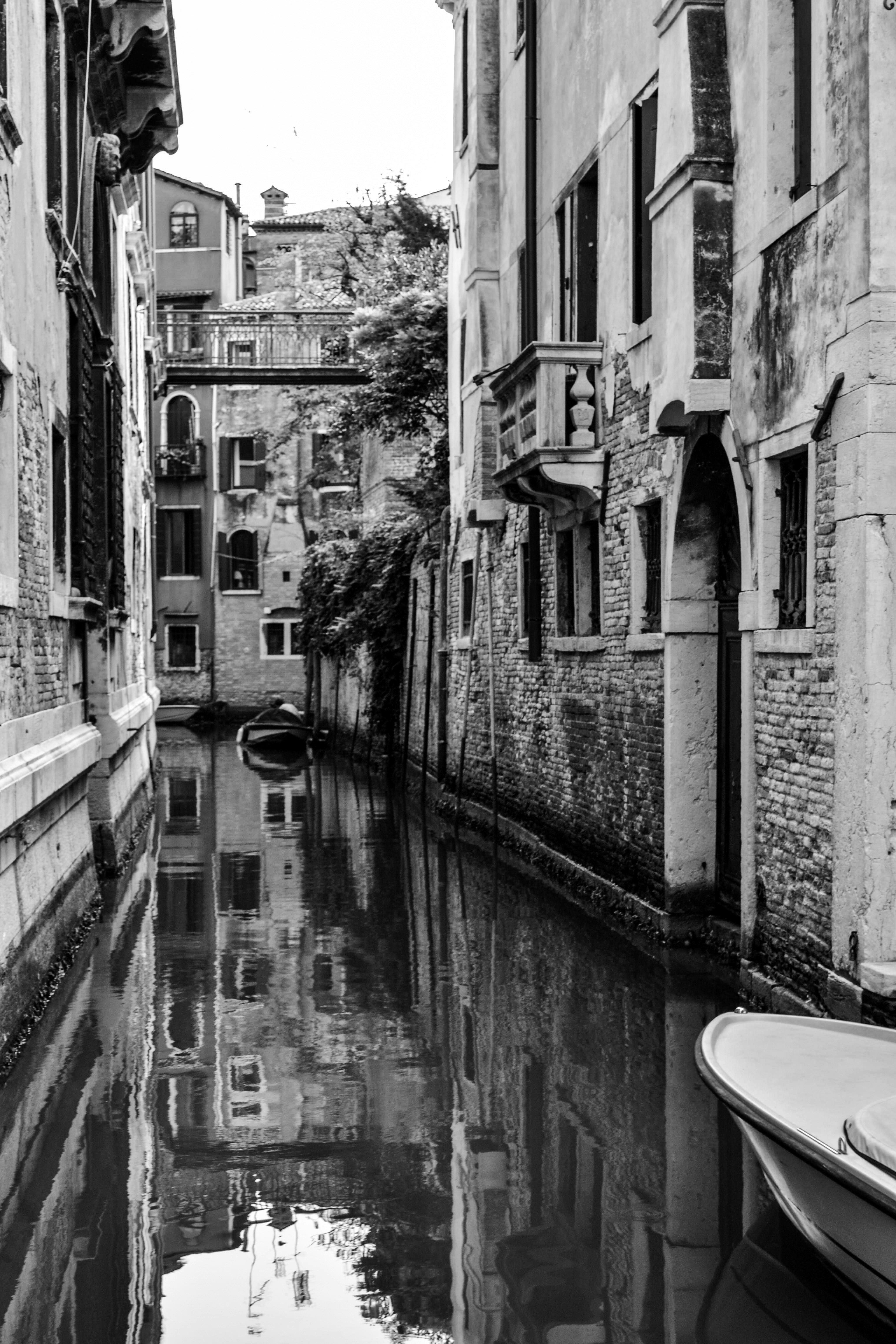Canal Portrait: A Quiet Venice-like Alley Framed by Time-worn Facades