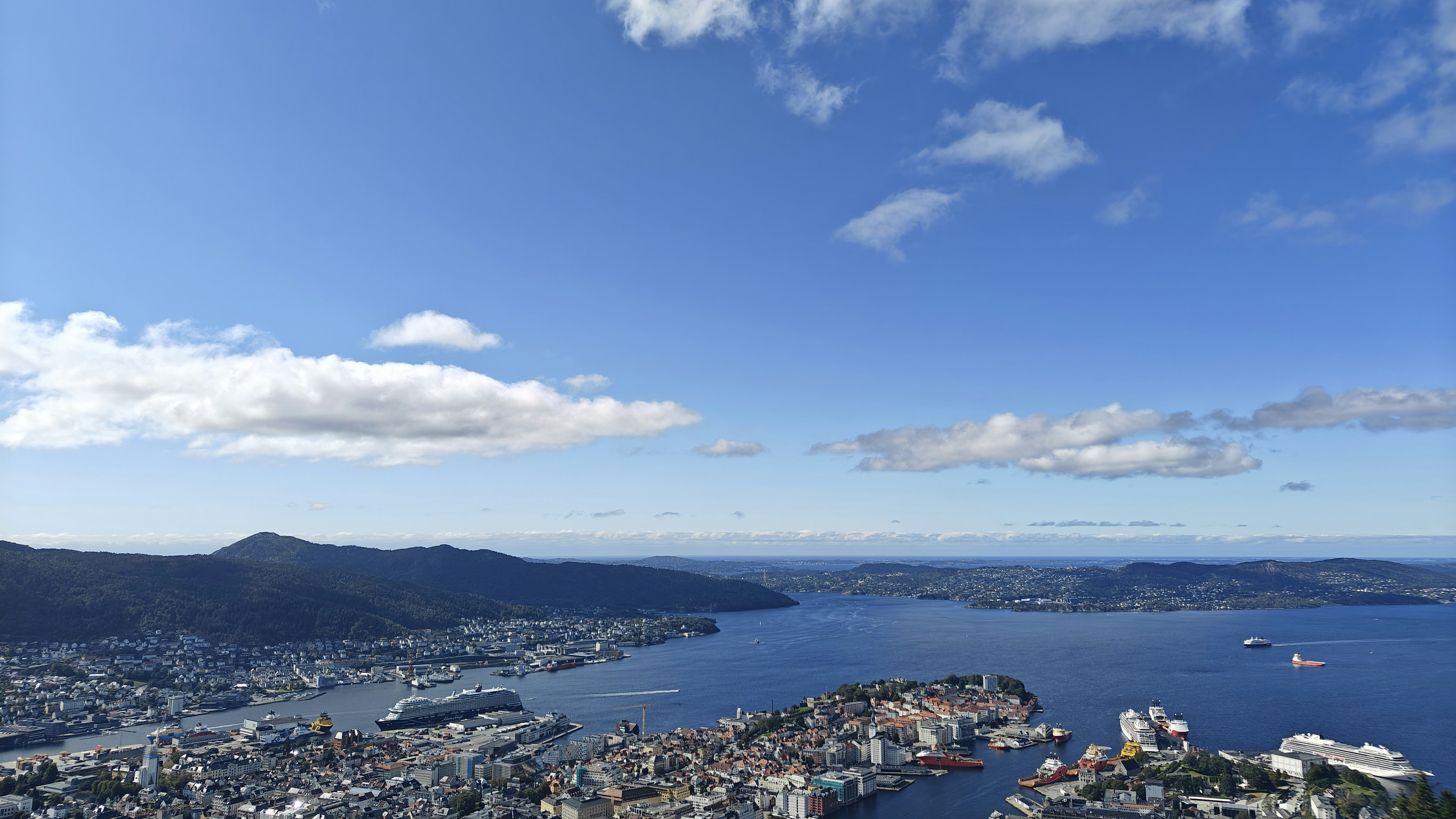 Harborline Horizon: A Coastal City Basks Under Clear Skies