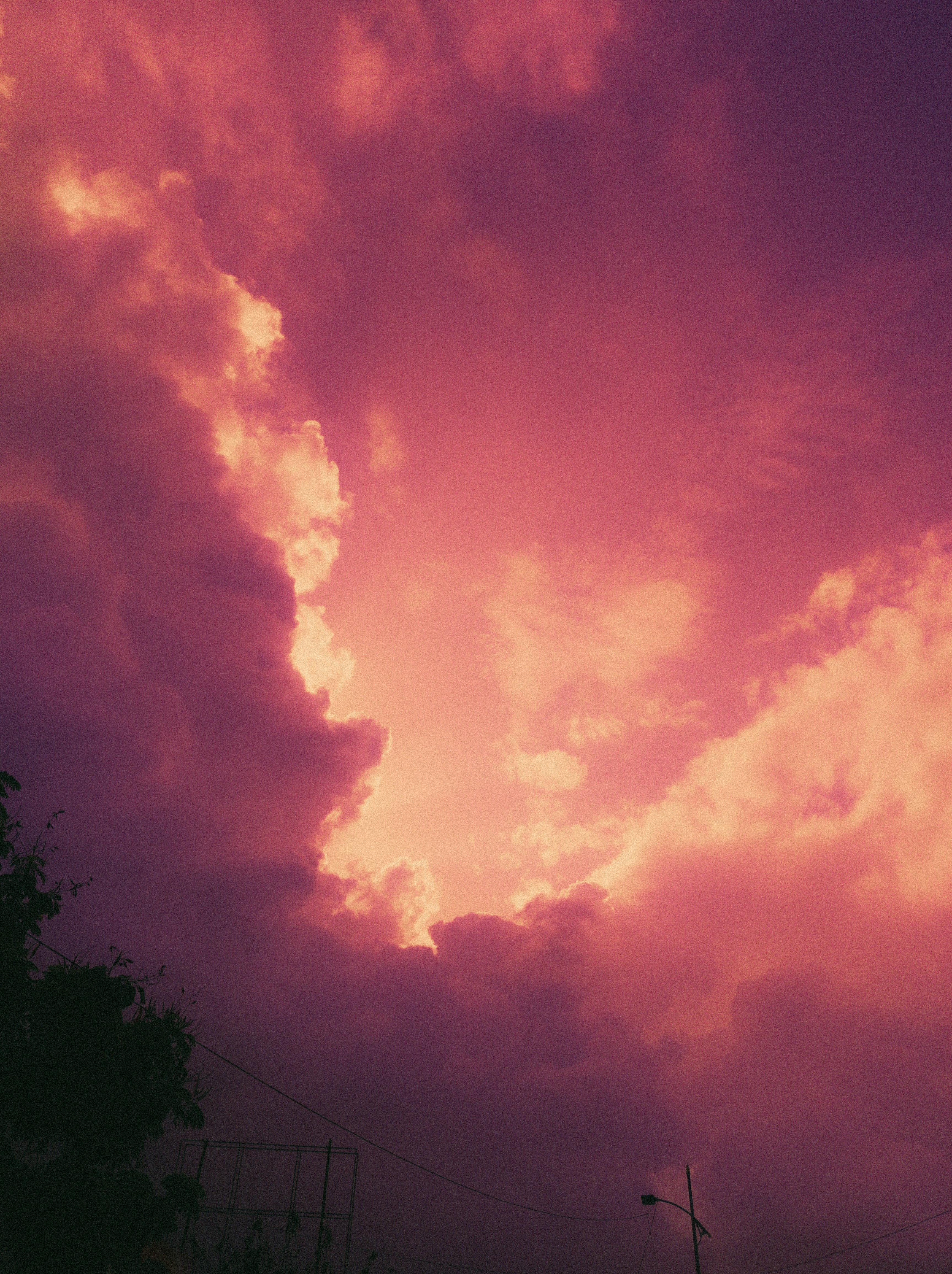 Crimson Sky Opens a Quiet Evening View