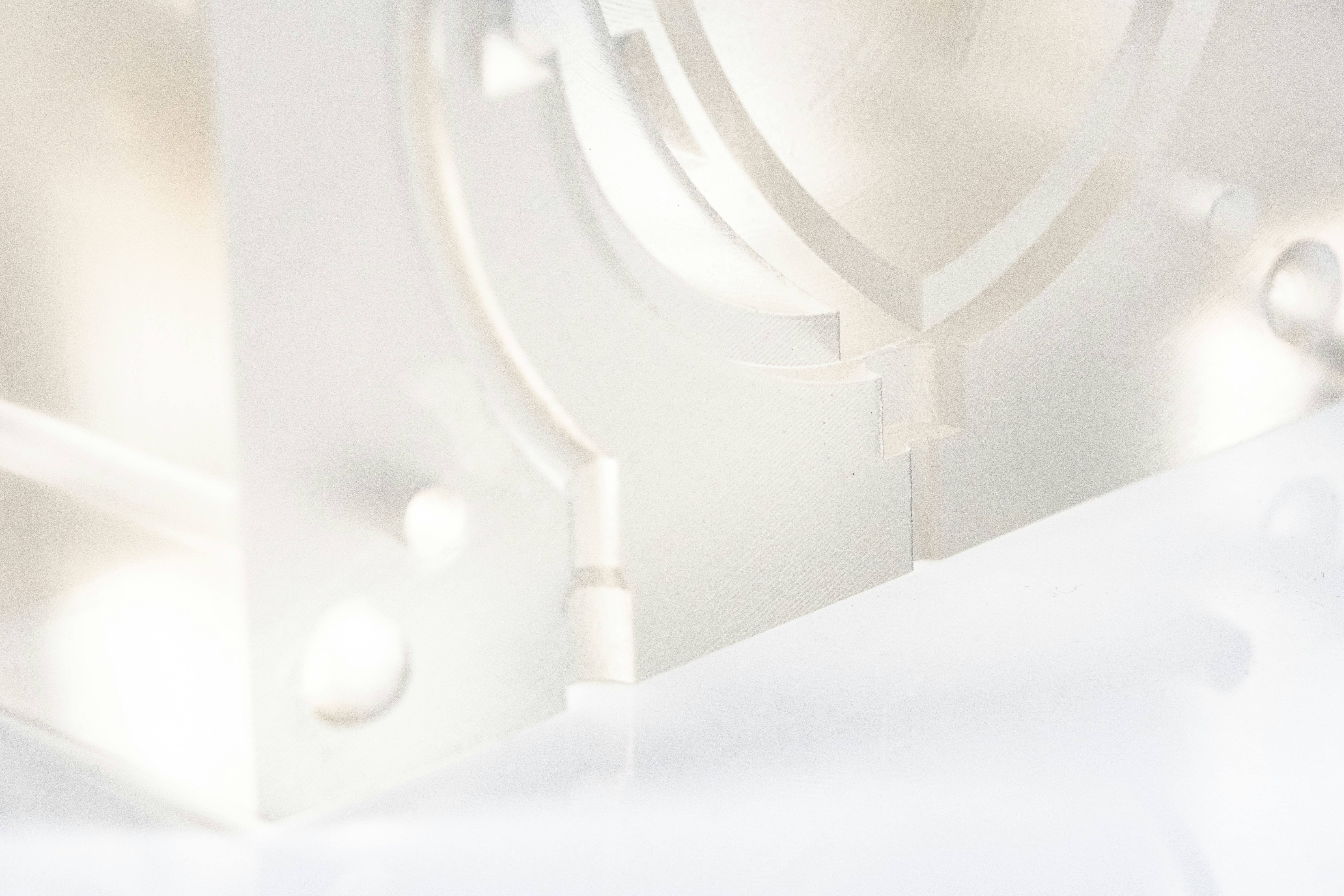 Translucent Gear: Close-Up of a Crisp, Abstract Face-on Structure