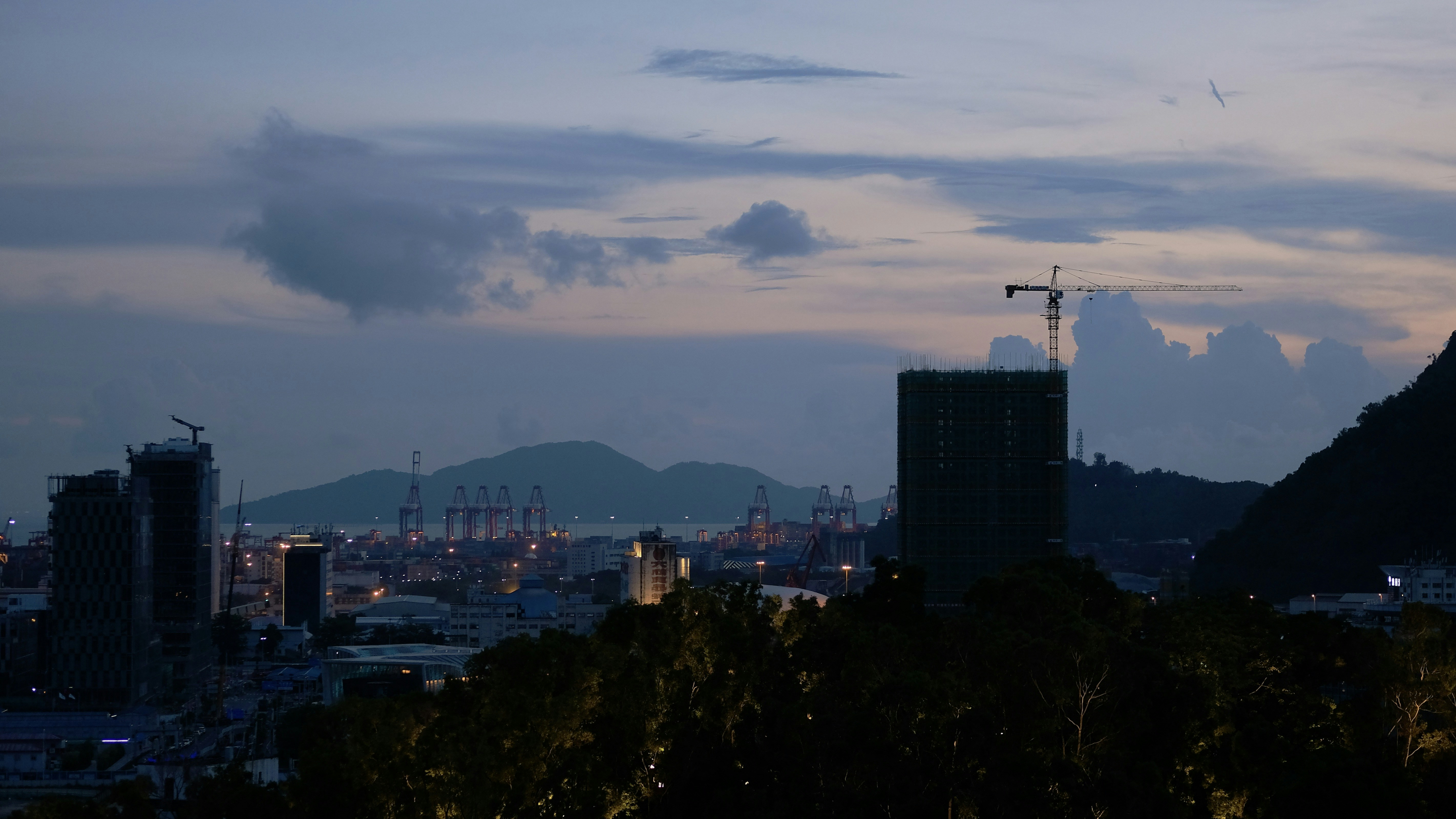 Twilight Skyline Over an Industrial Horizon