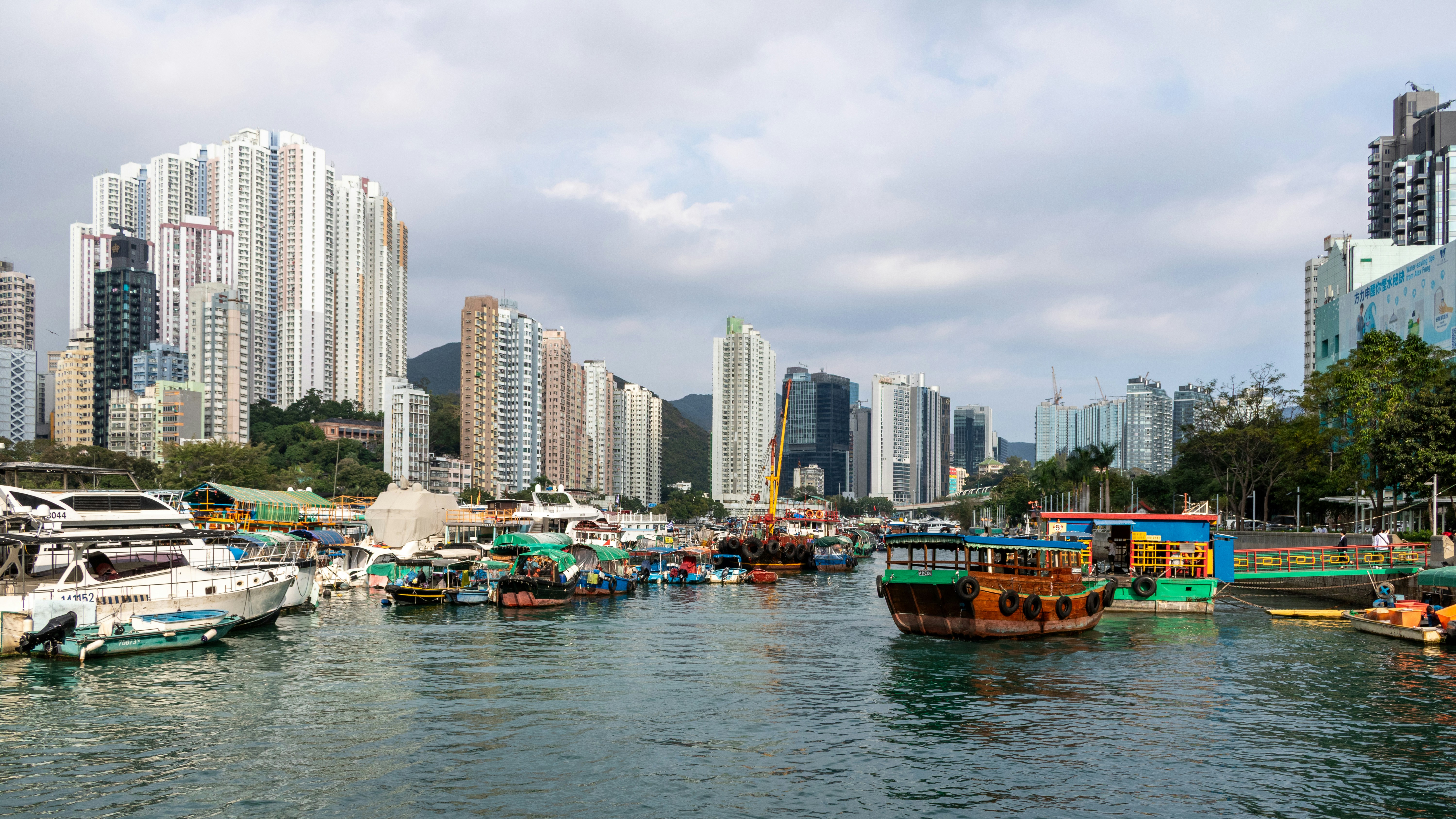 City Marina Confluence: Skyscrapers, Boats, and Calm Water