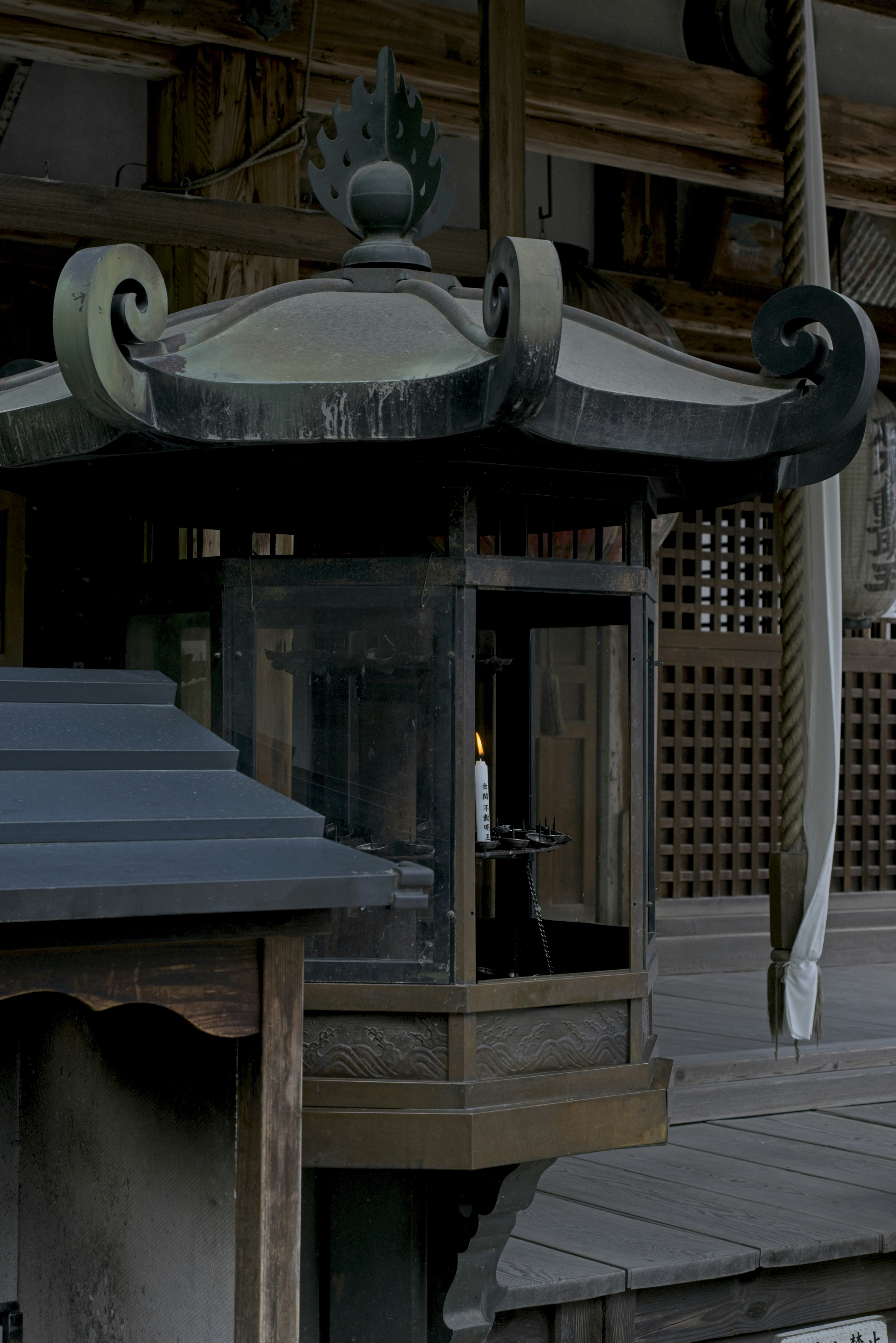 Silent Shrine Lantern: A Candle in the Lanternhouse