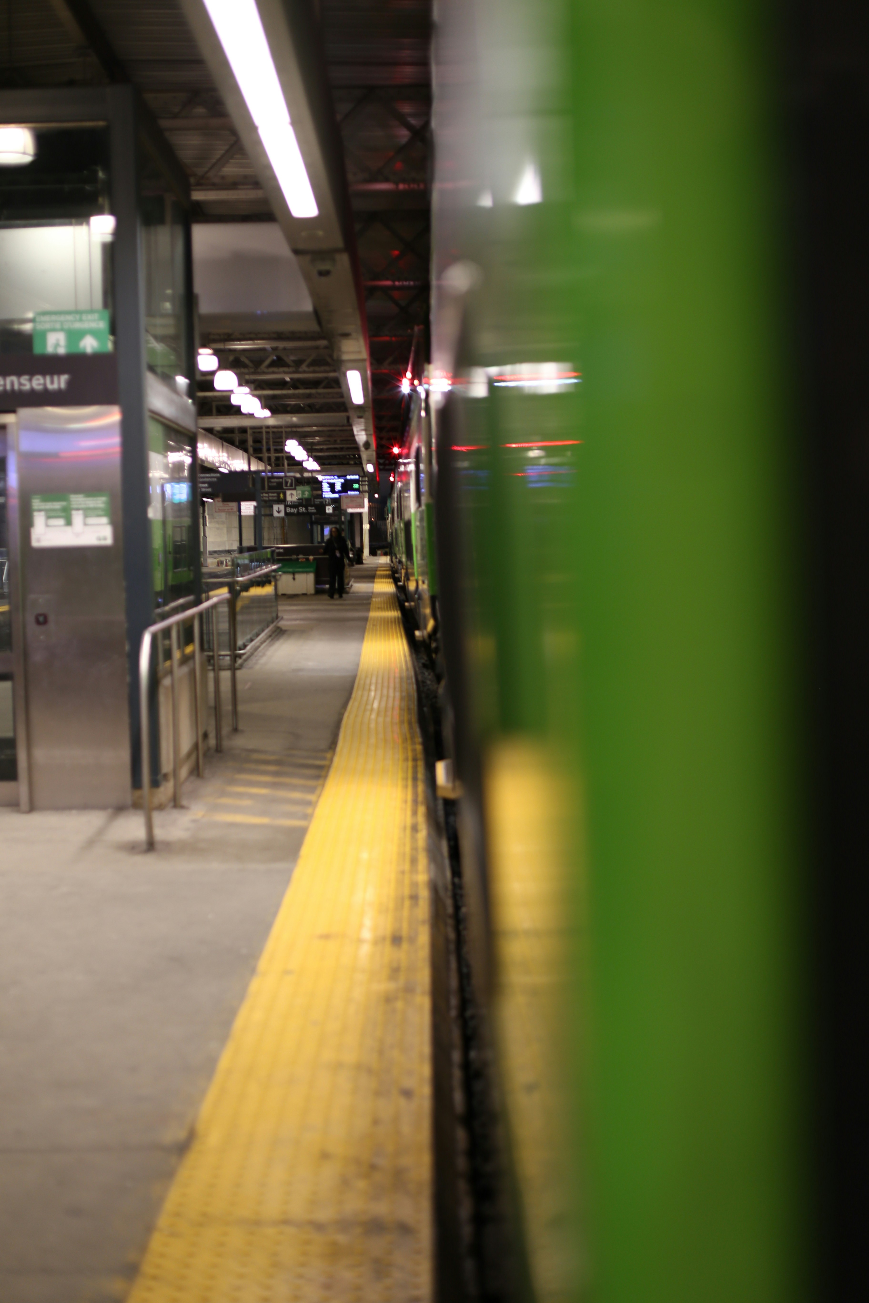 Platform Pulse: A Vanishing Train Digs In