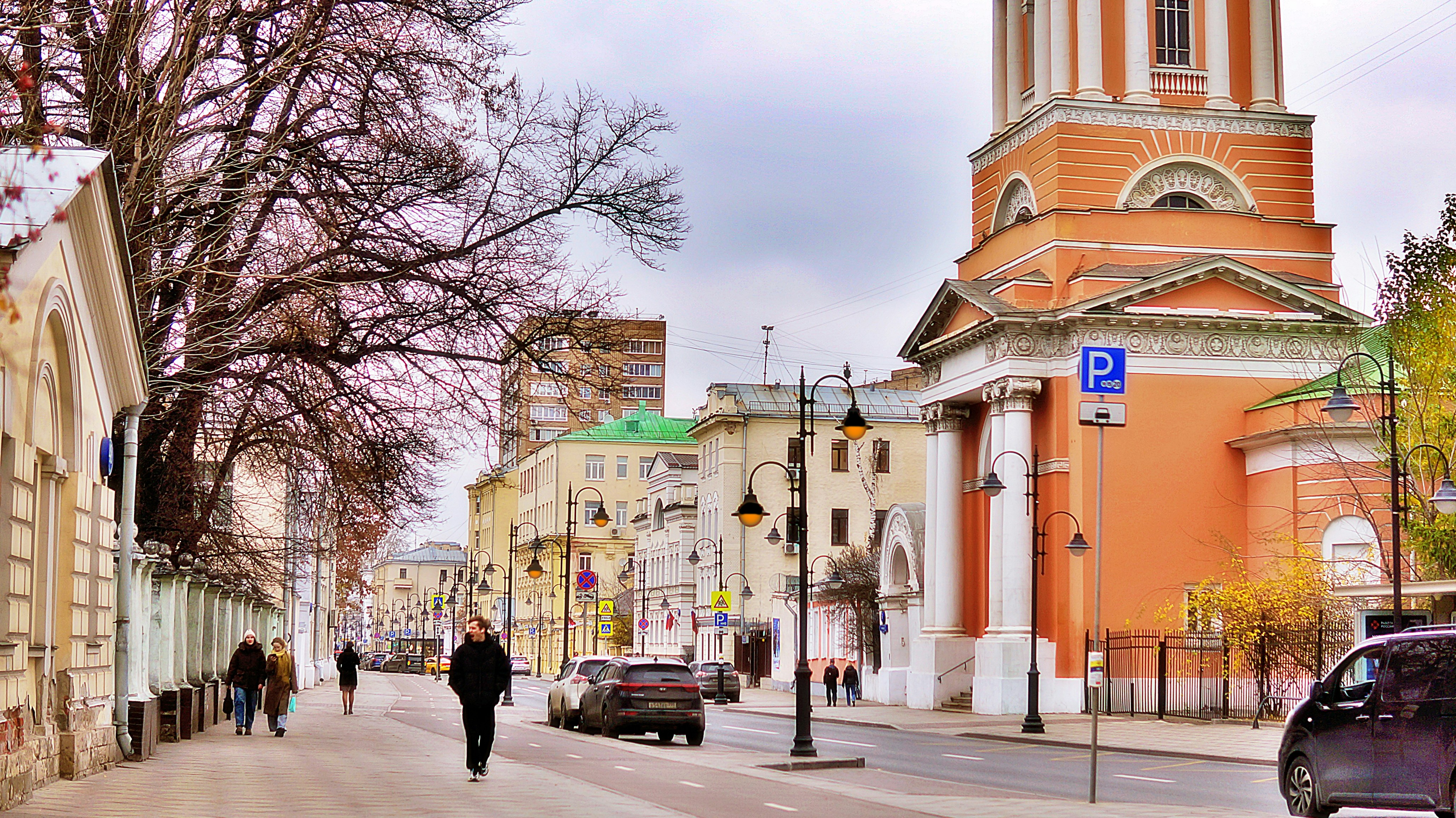 Streetside Cathedral Glow