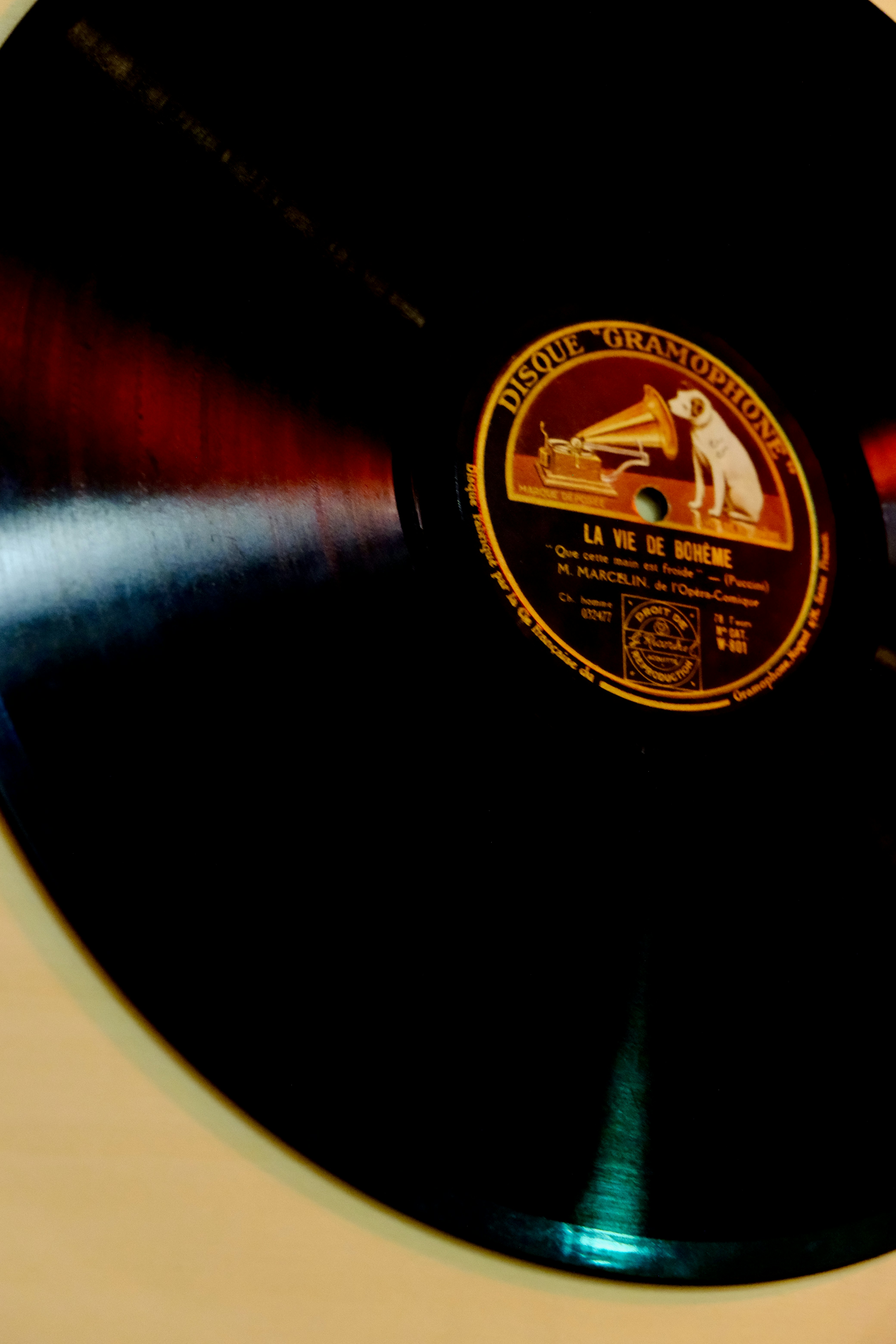 Whispering Groove: A vintage vinyl glow in a dark room