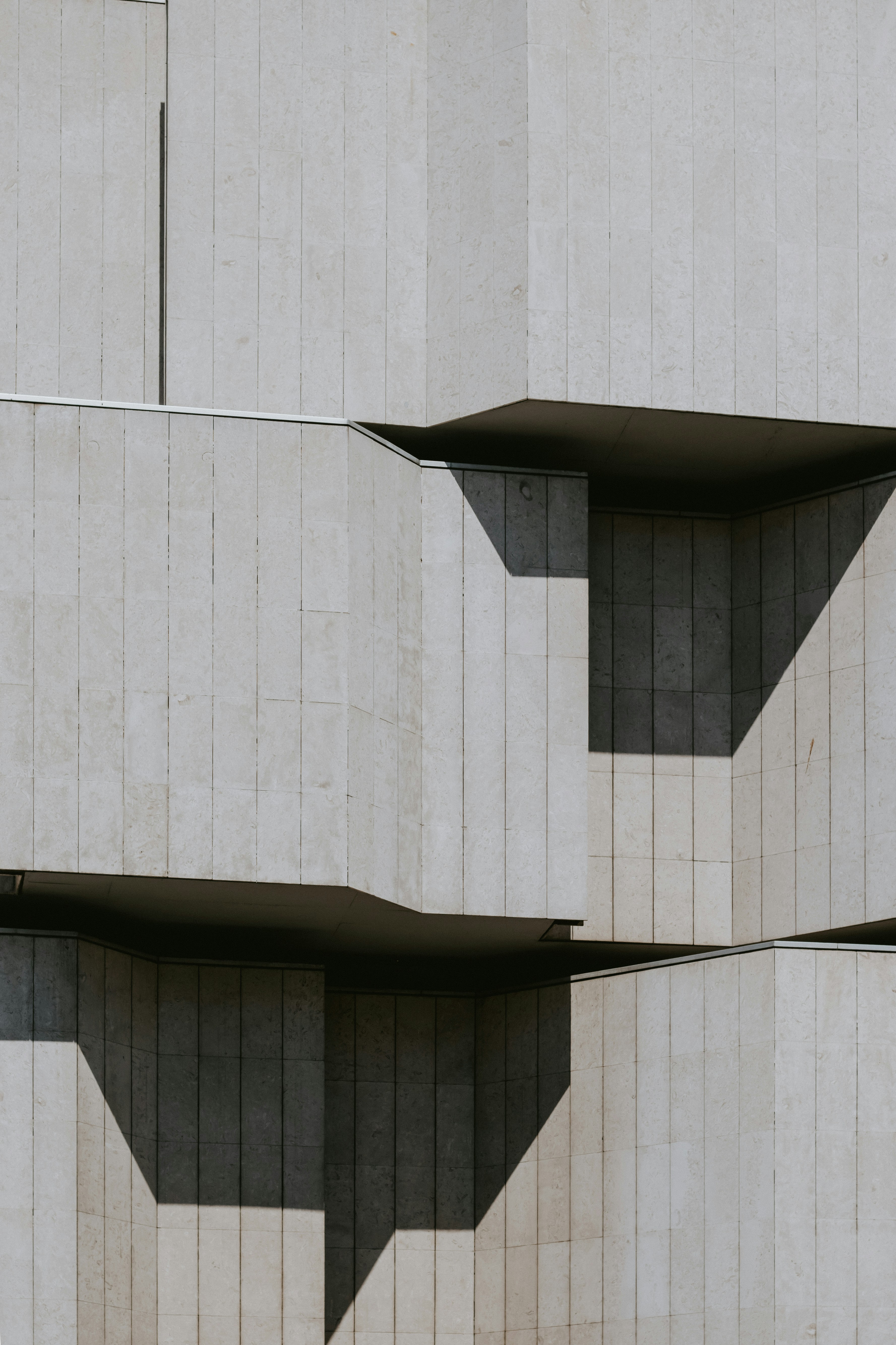 Shadowed Geometry: Concrete Planes and Angular Light