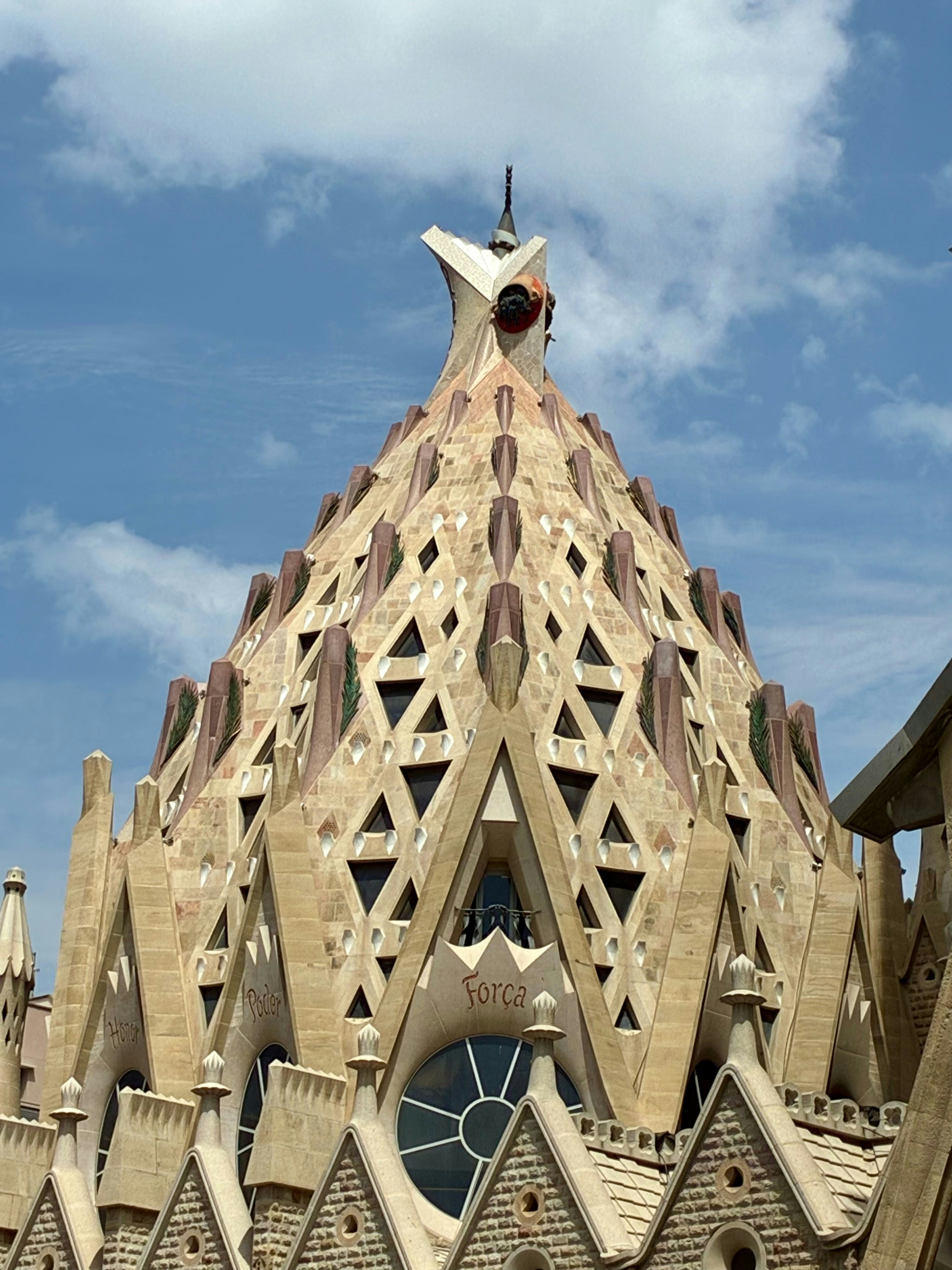 Catalan Chimney: The Sagrada Craft of La Pedrera