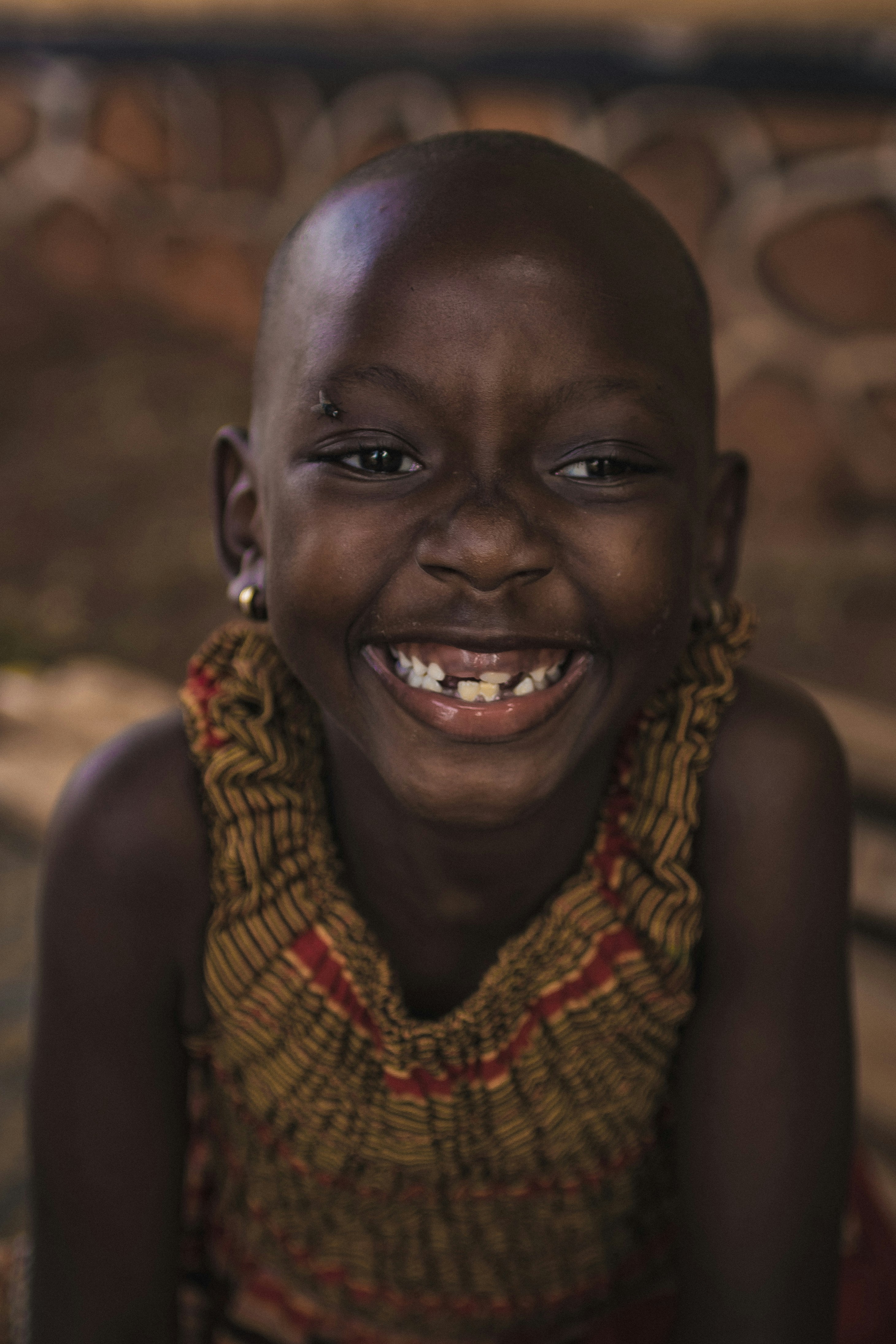Joyful Gaze: A Luminous Smile in Soft Portrait Light