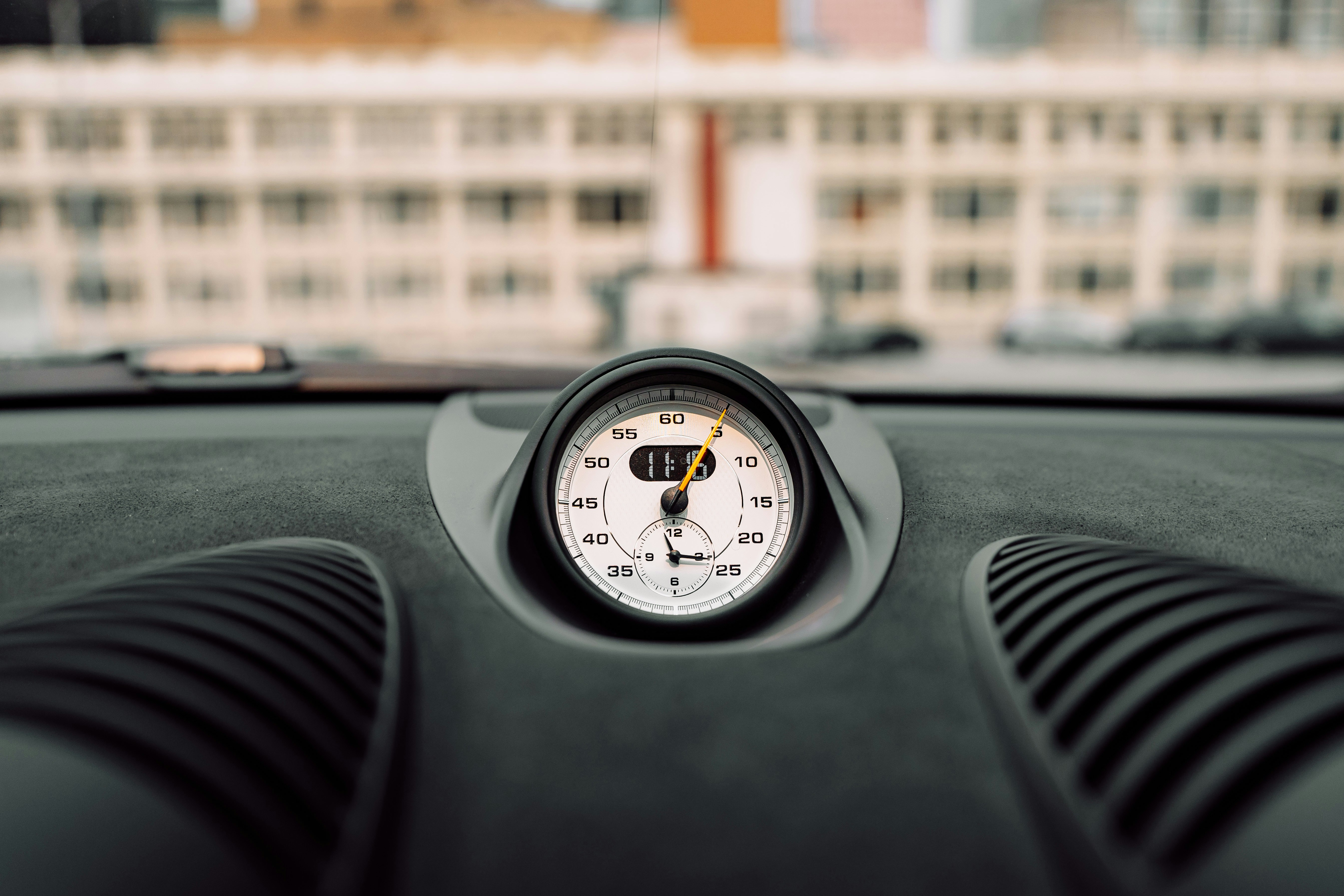 Center Gauge in the Car: A Close-Up of the Dial
