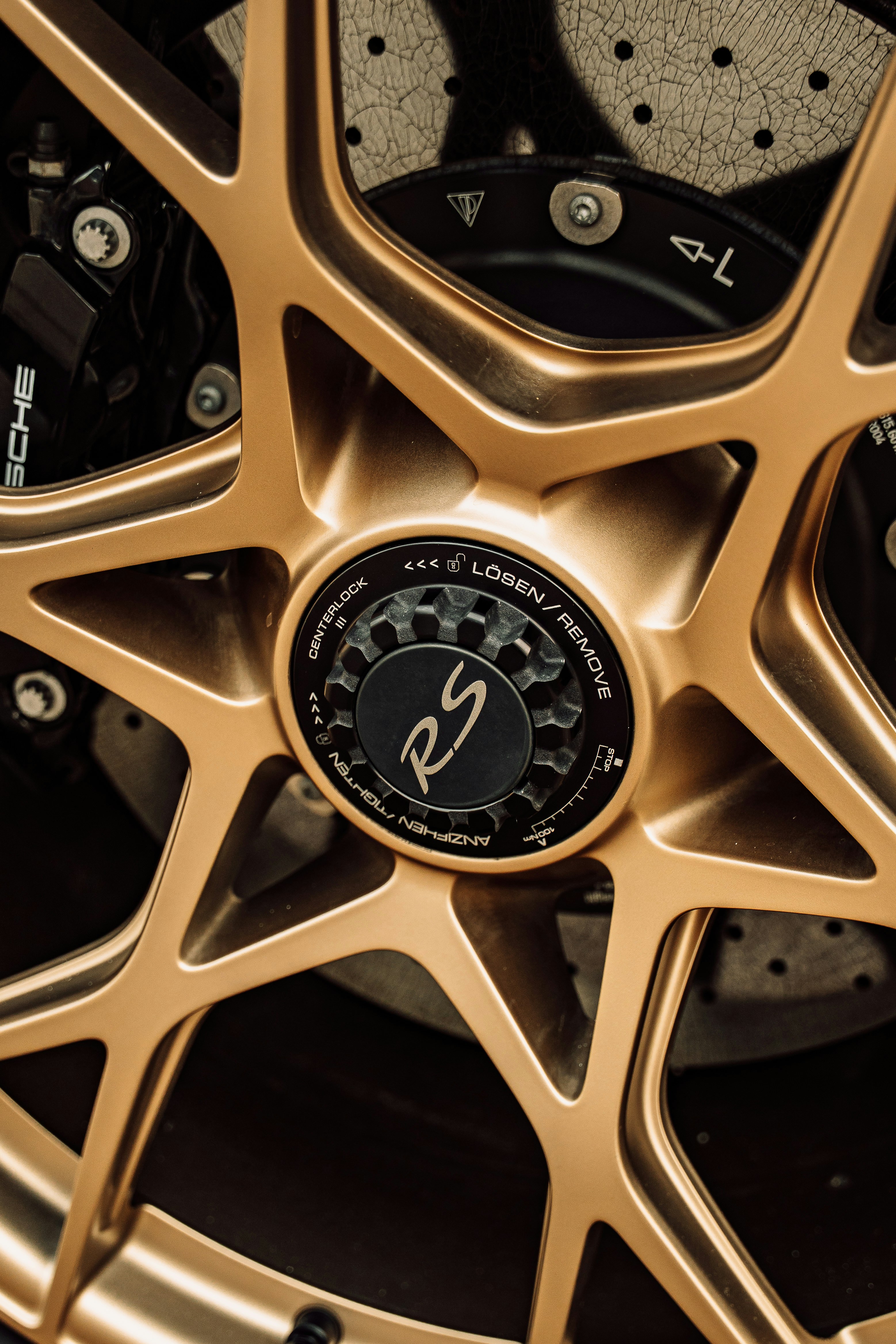 Gold-Cleated Wheel: Precision and Performance in Motion