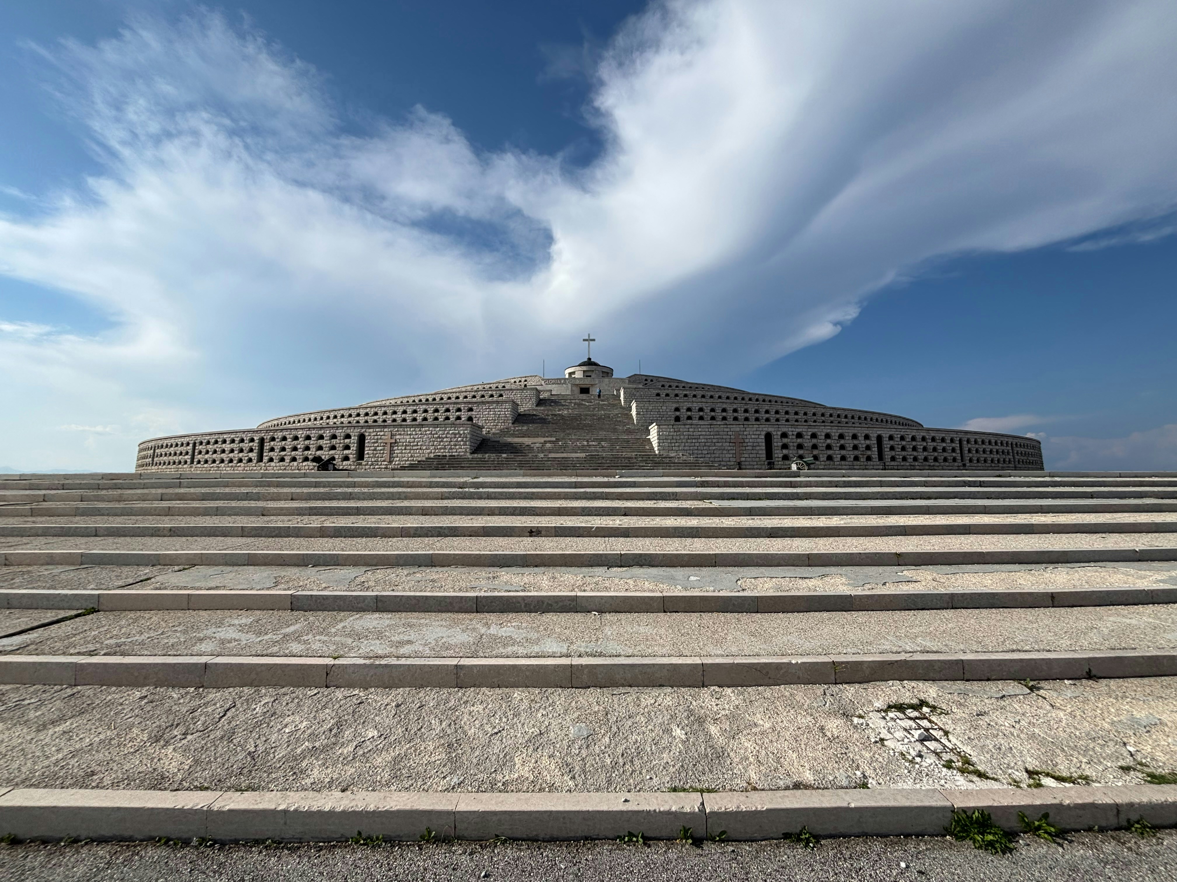 Sacrario militare del Monte Grappa