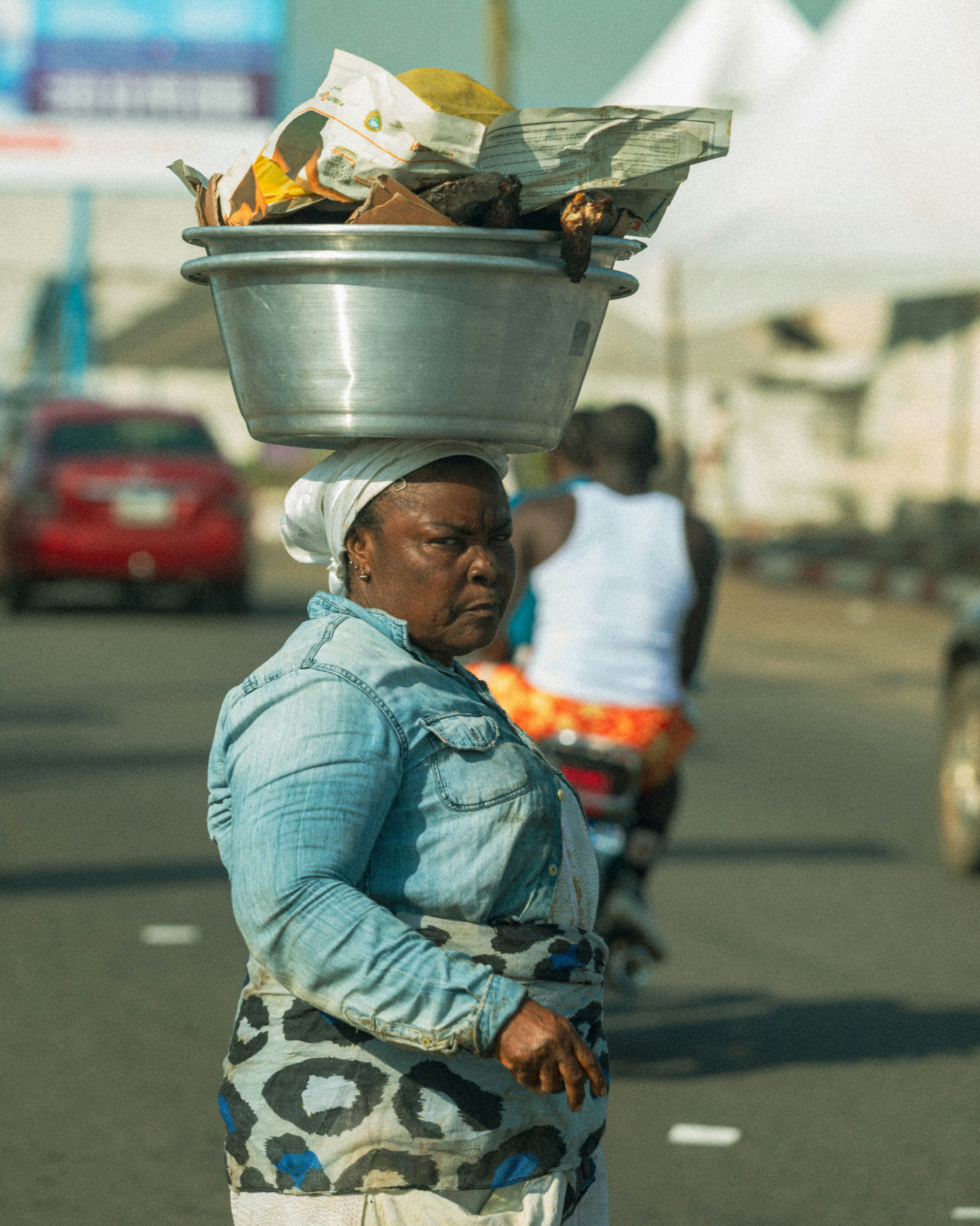 Balancing Act on the Boulevard