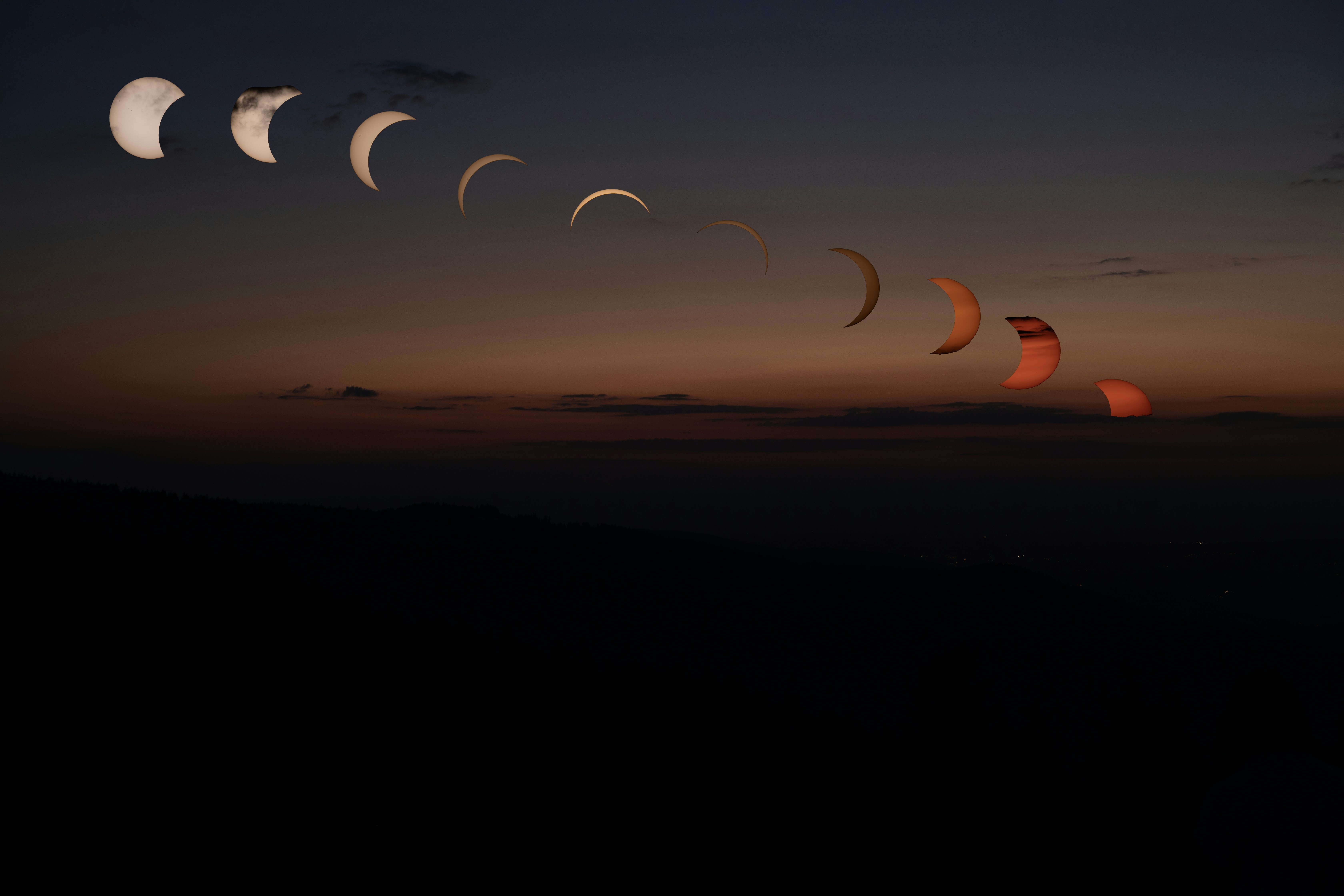 Ecliptic Arc: A Timeline of the Moon’s Partial Shadow Across Twilight