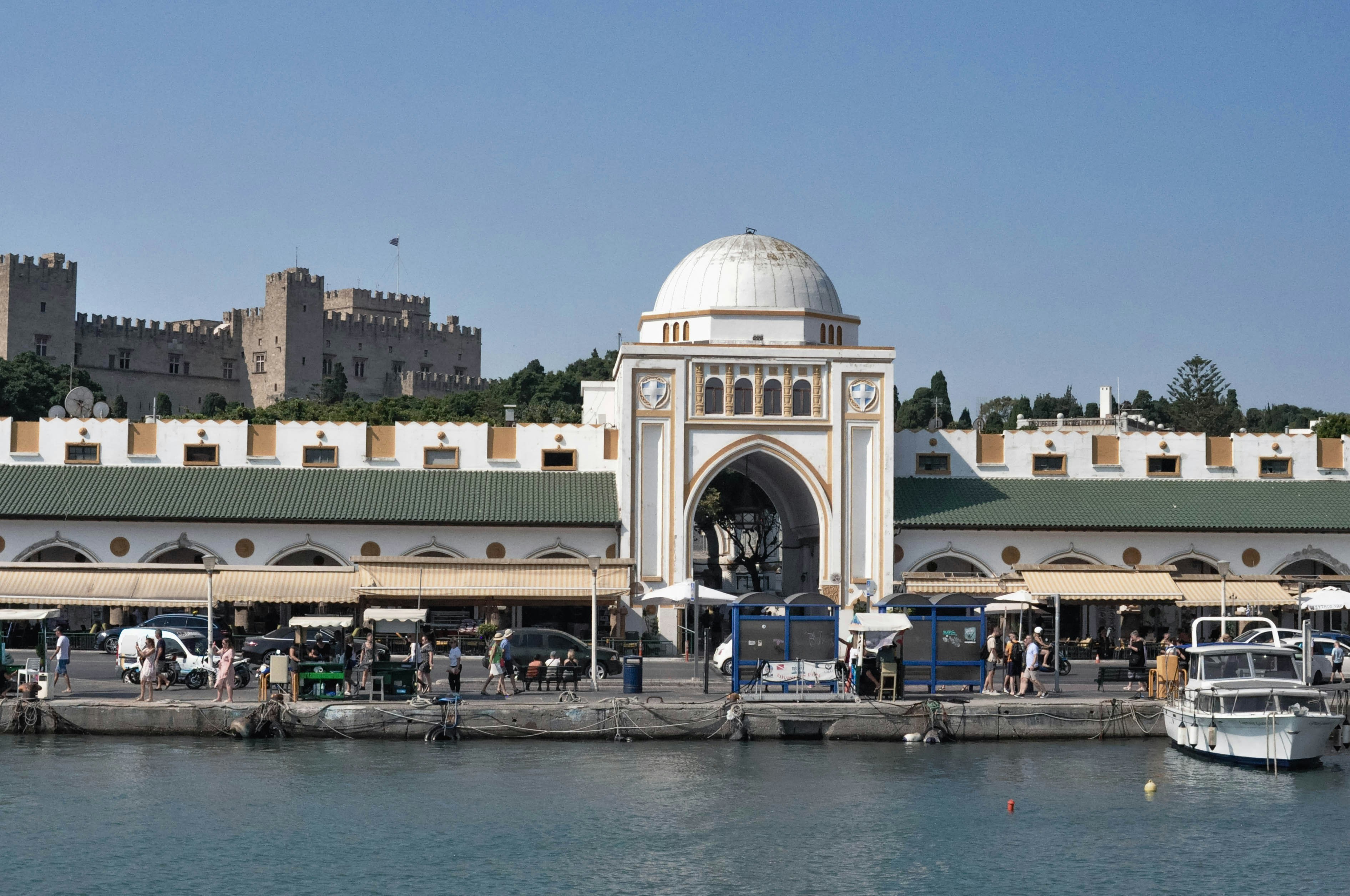 Harbor Archway: A Dome and Waterfront Crossing