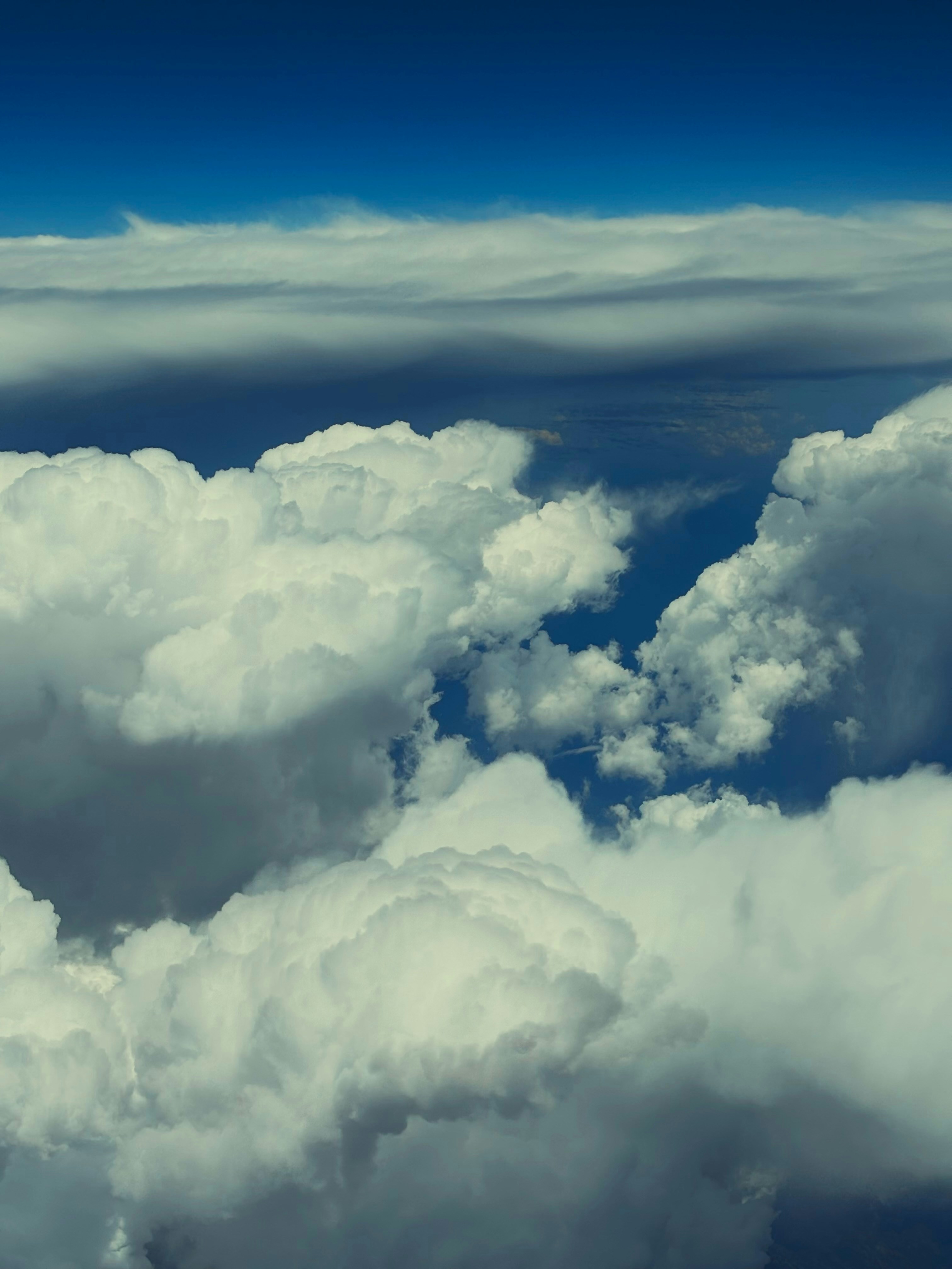 Cloudscape Corridor: Aerial Velvet over a Sea of Clouds