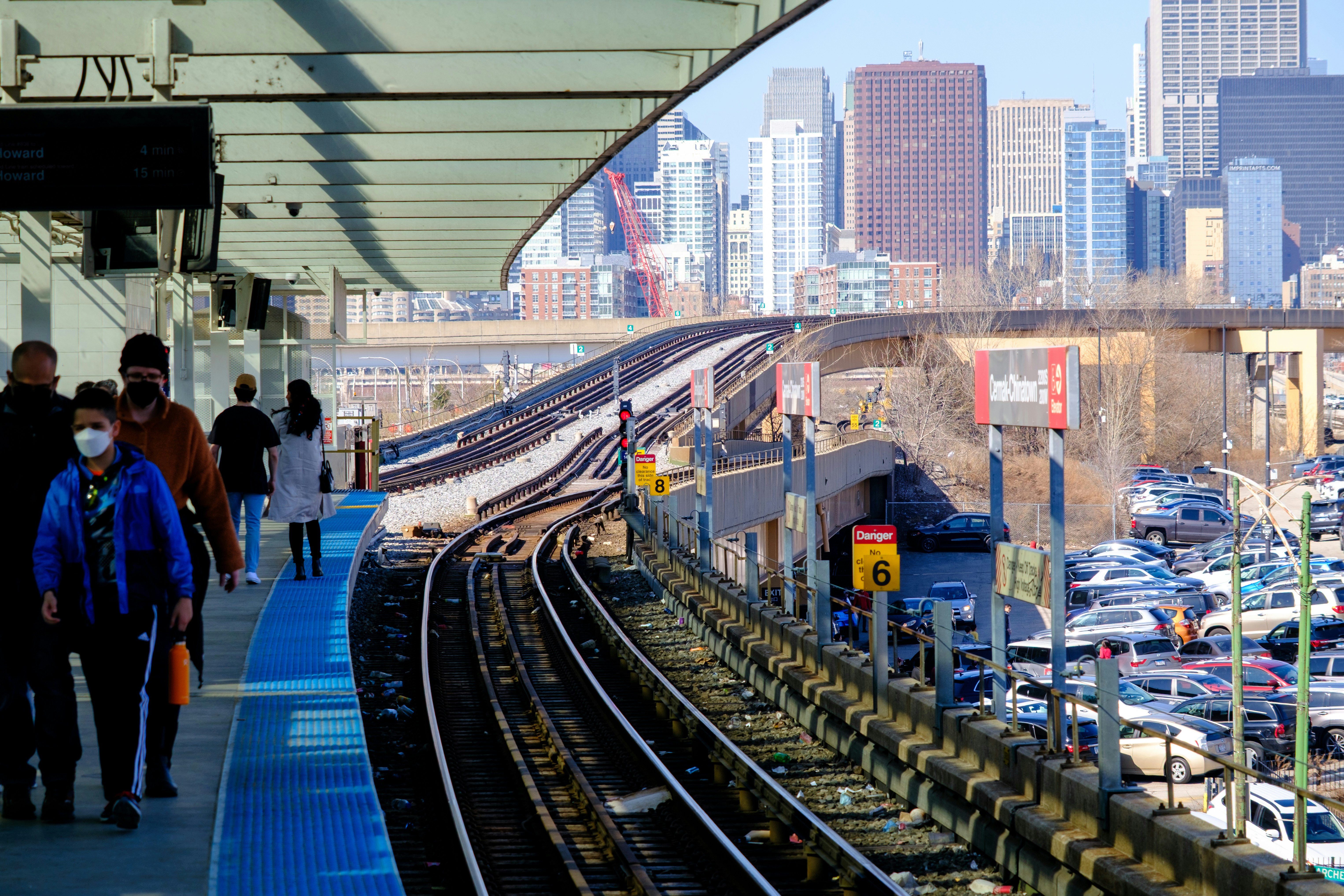 Platform Pulse: Commuters and Tracks in a City Transit Scene