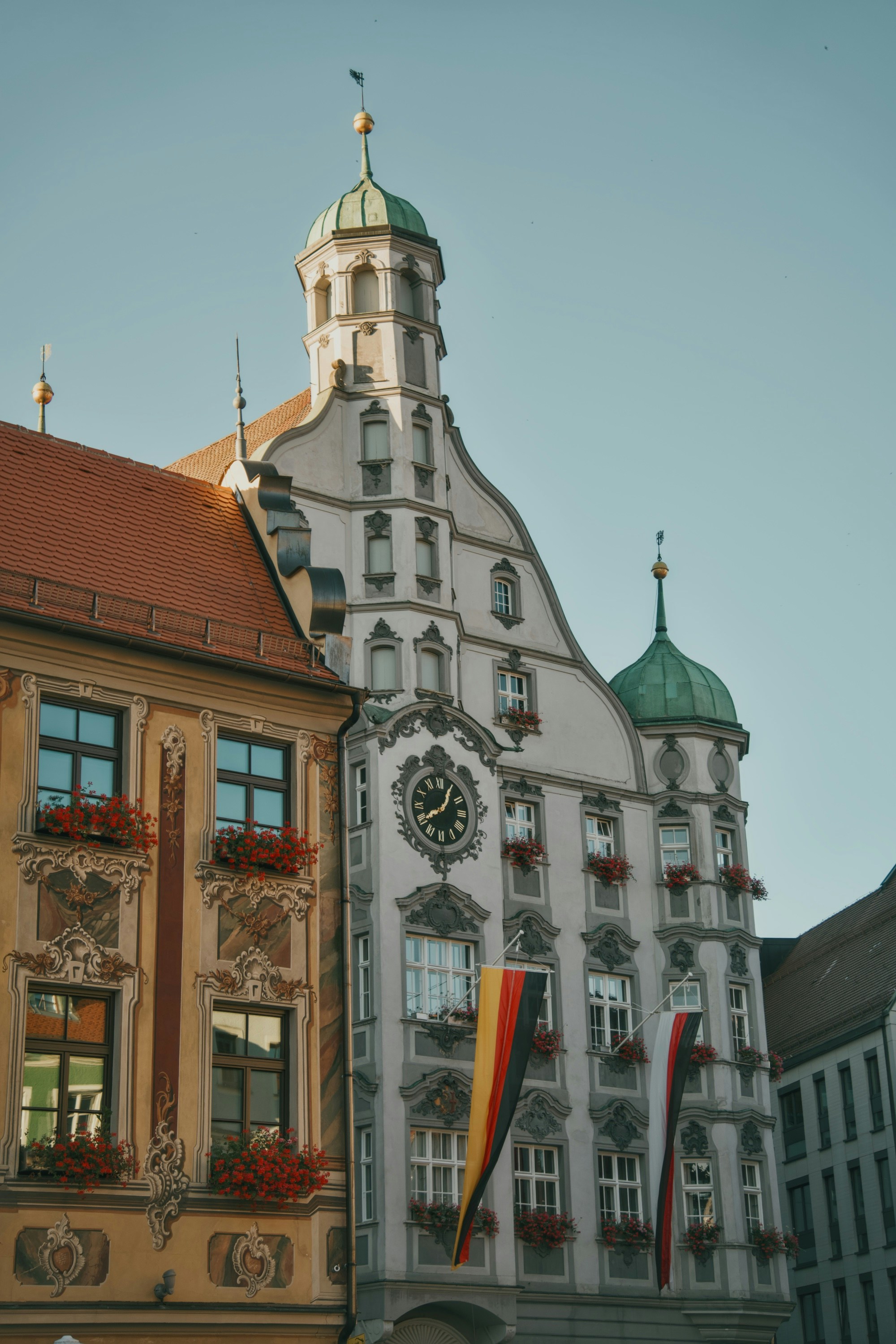 Ornate Rathaus Facade under Clear Sky