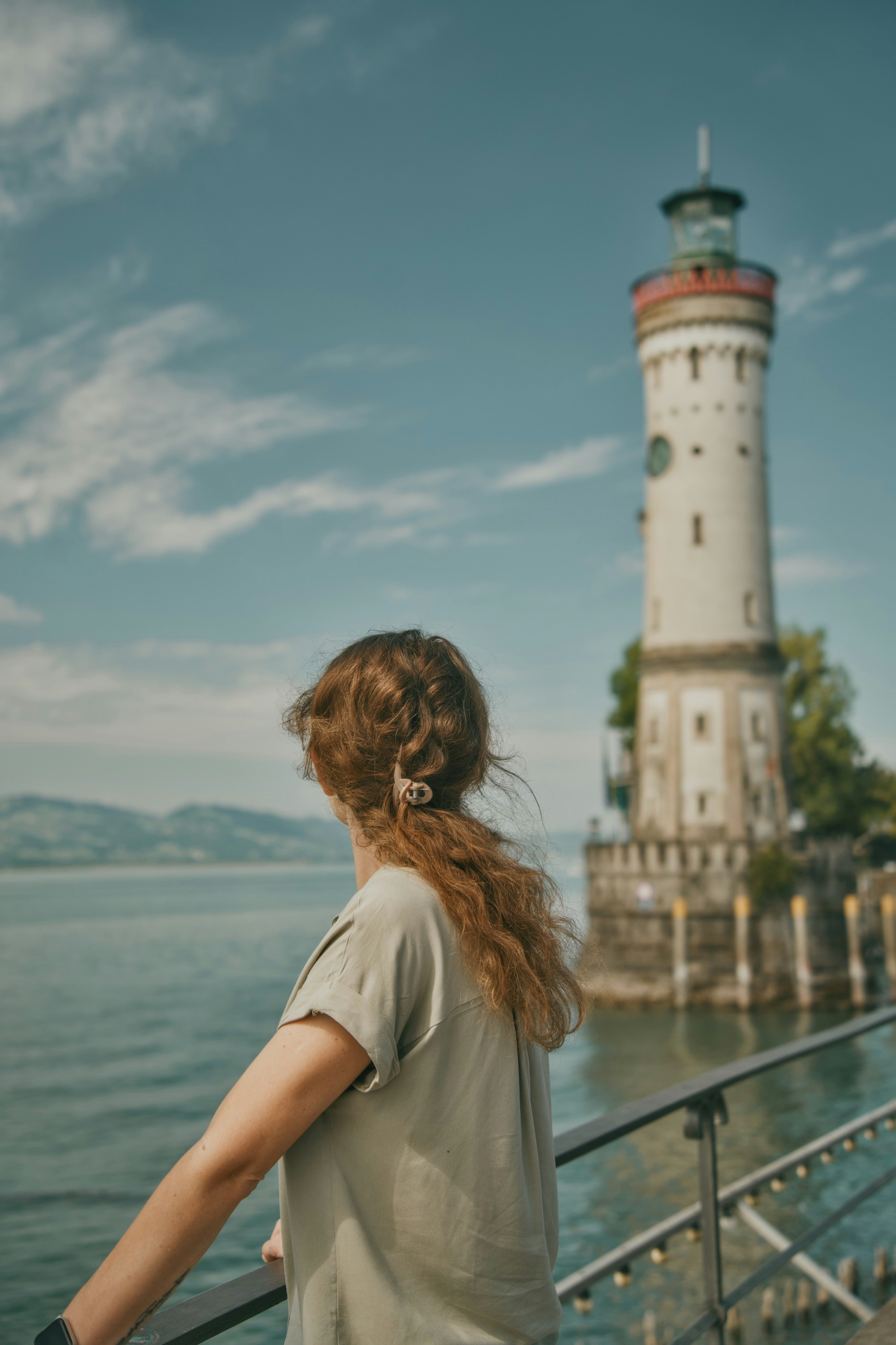 Toward the Lighthouse: a shoreline stroll