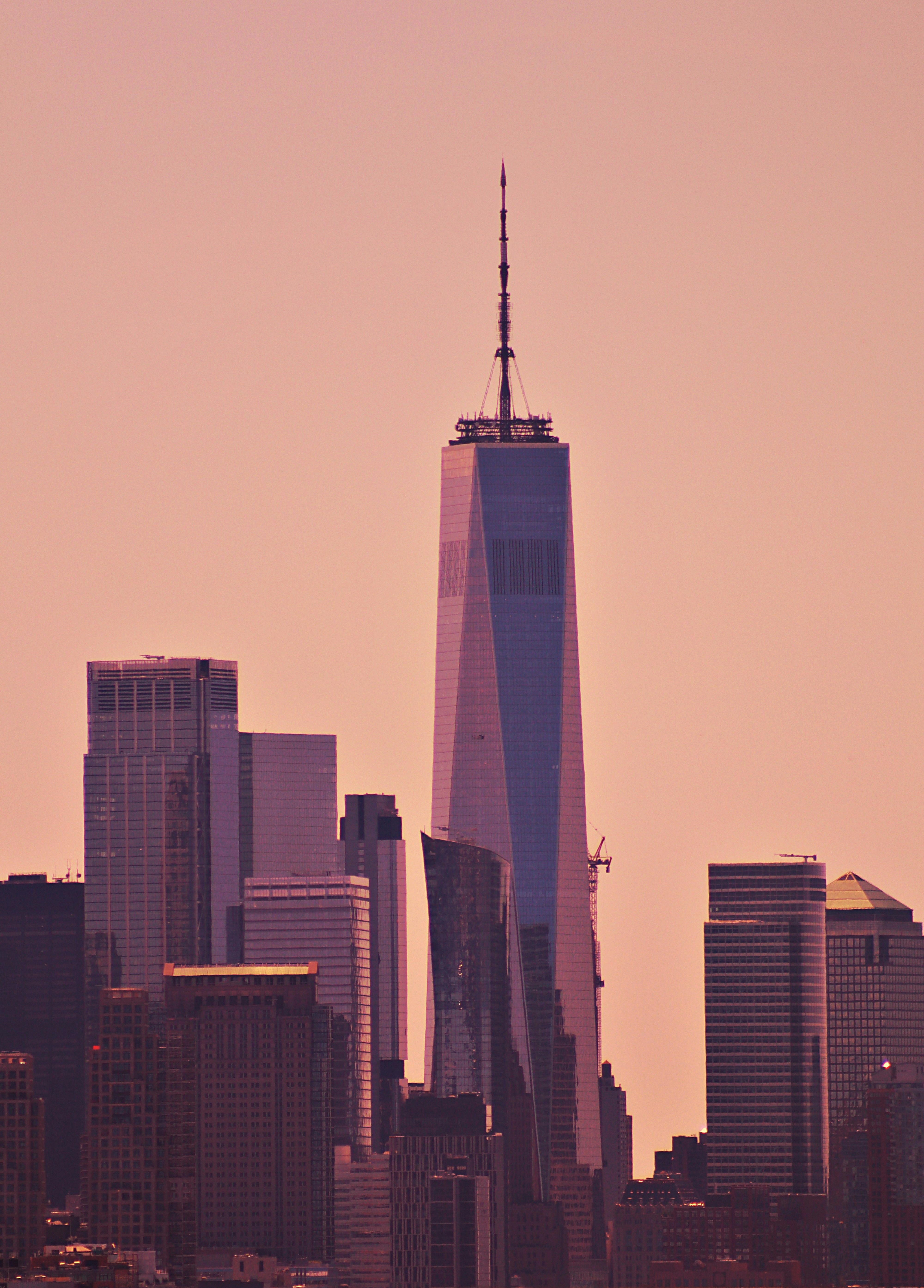 Spire of Ambition: New York’s Sunset Beacon