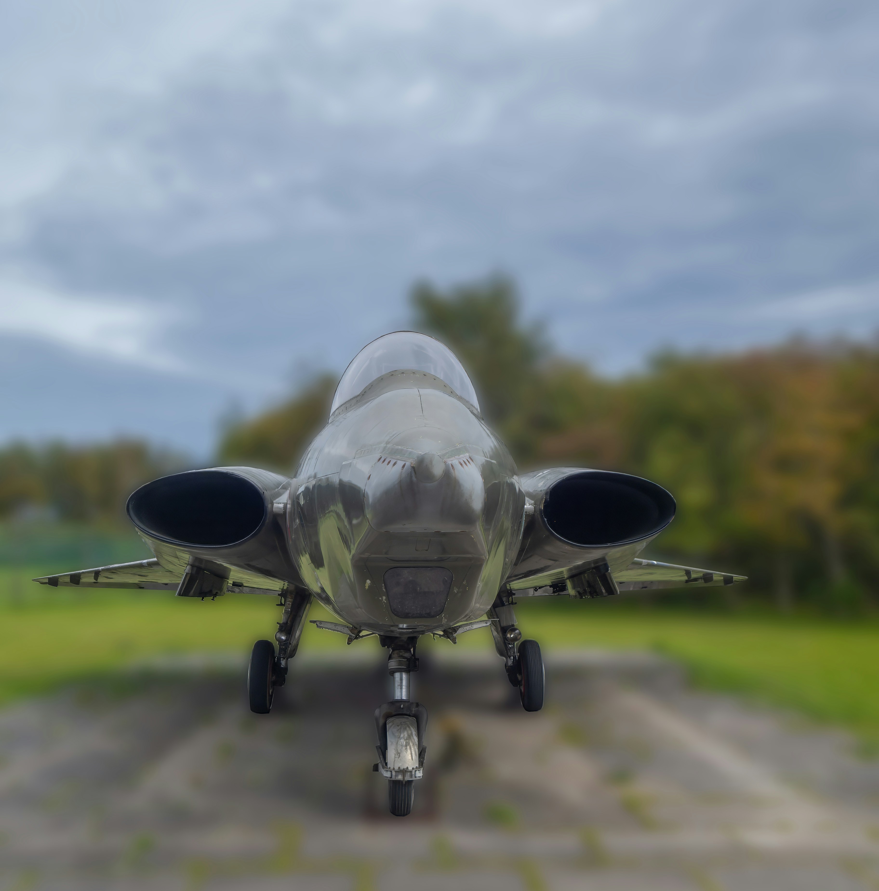 Front-and-Central Cold Steel: A Jet in Profile