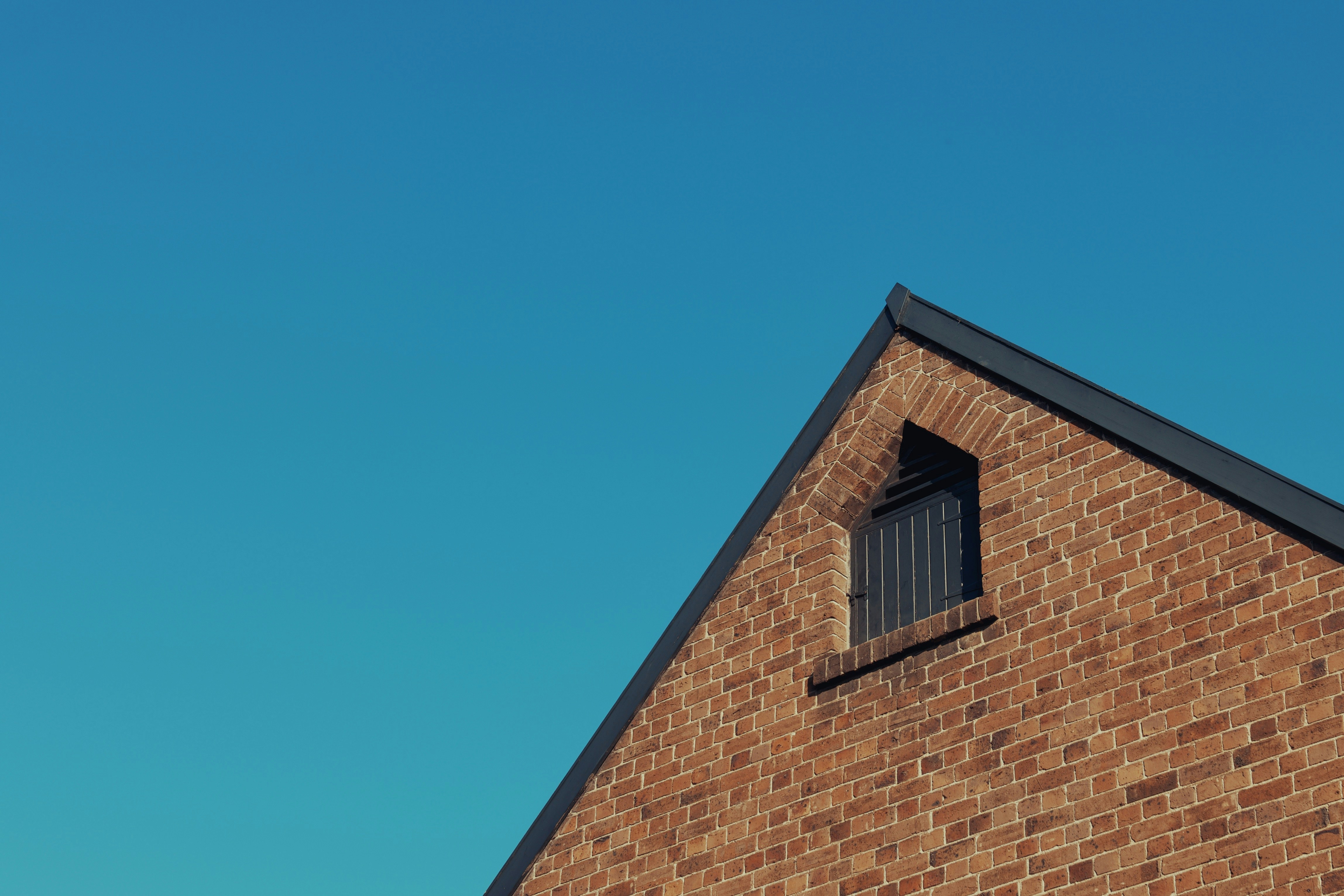 Brick Peak Under a Clear Blue Gaze