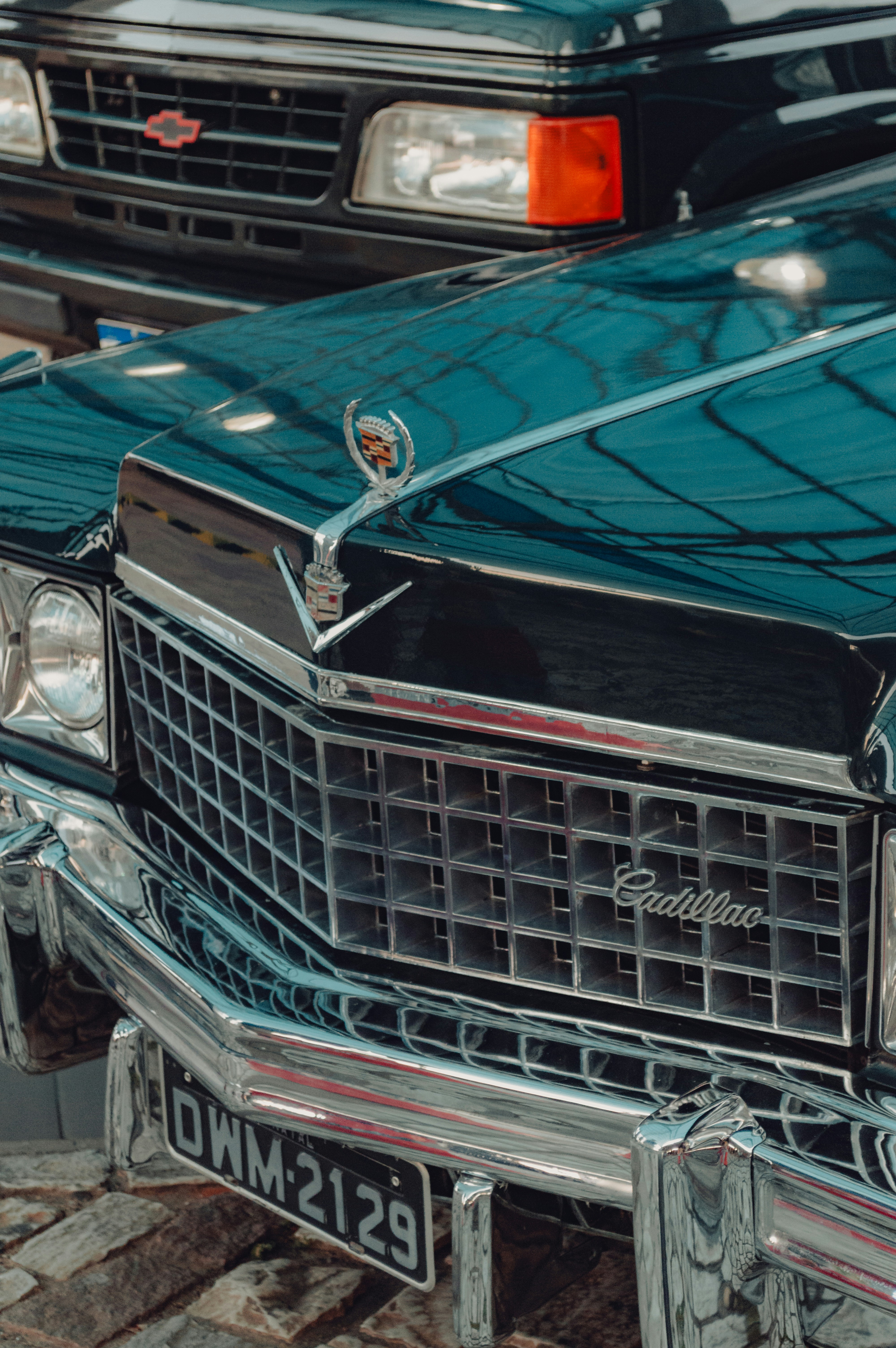 Chrome and Cadillac Hood Emblem: A Quiet Century on Display