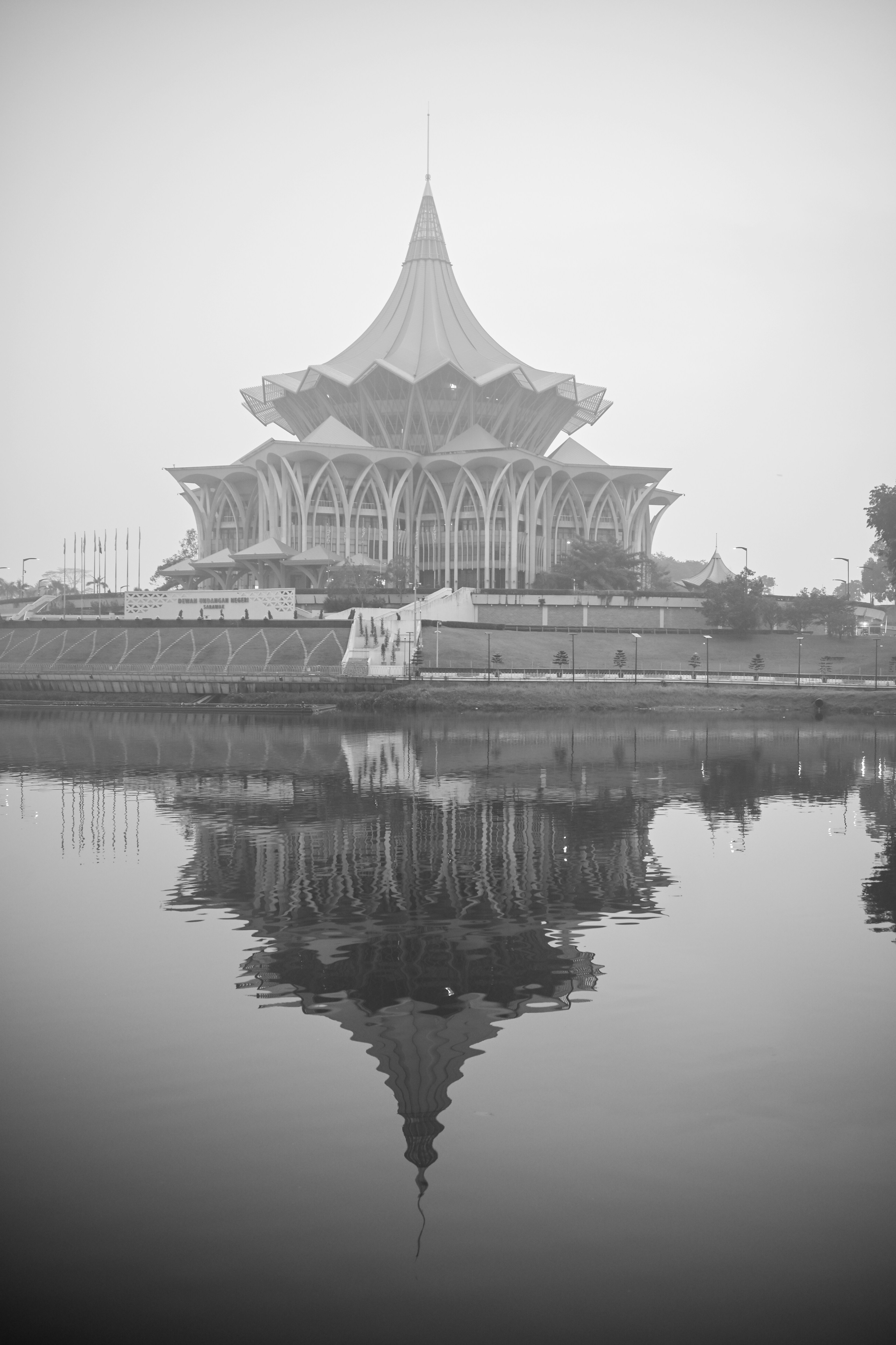 Reflective Dome: A Silent Mirror of Architecture