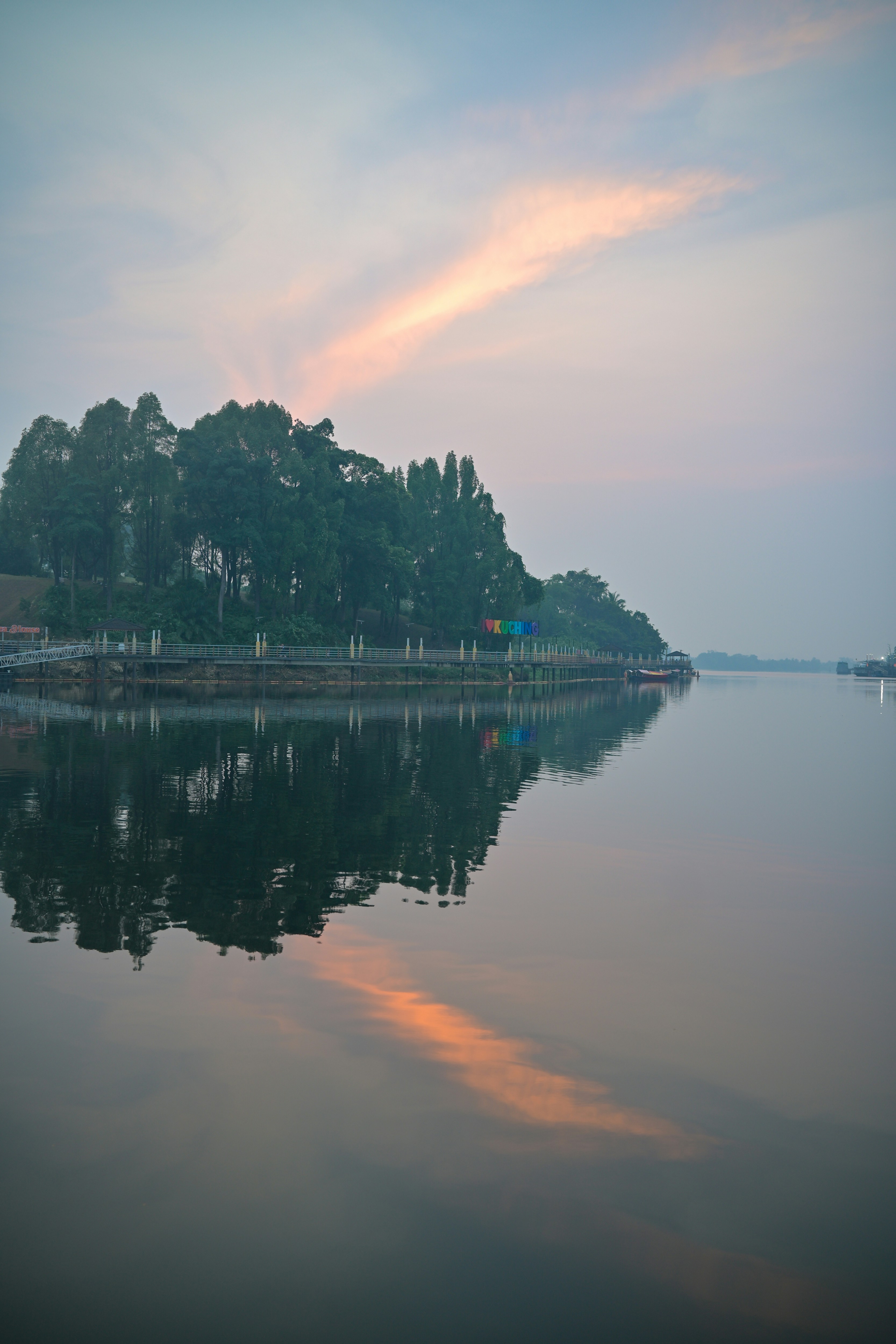 Quiet Shoreline Reverie at Dusk