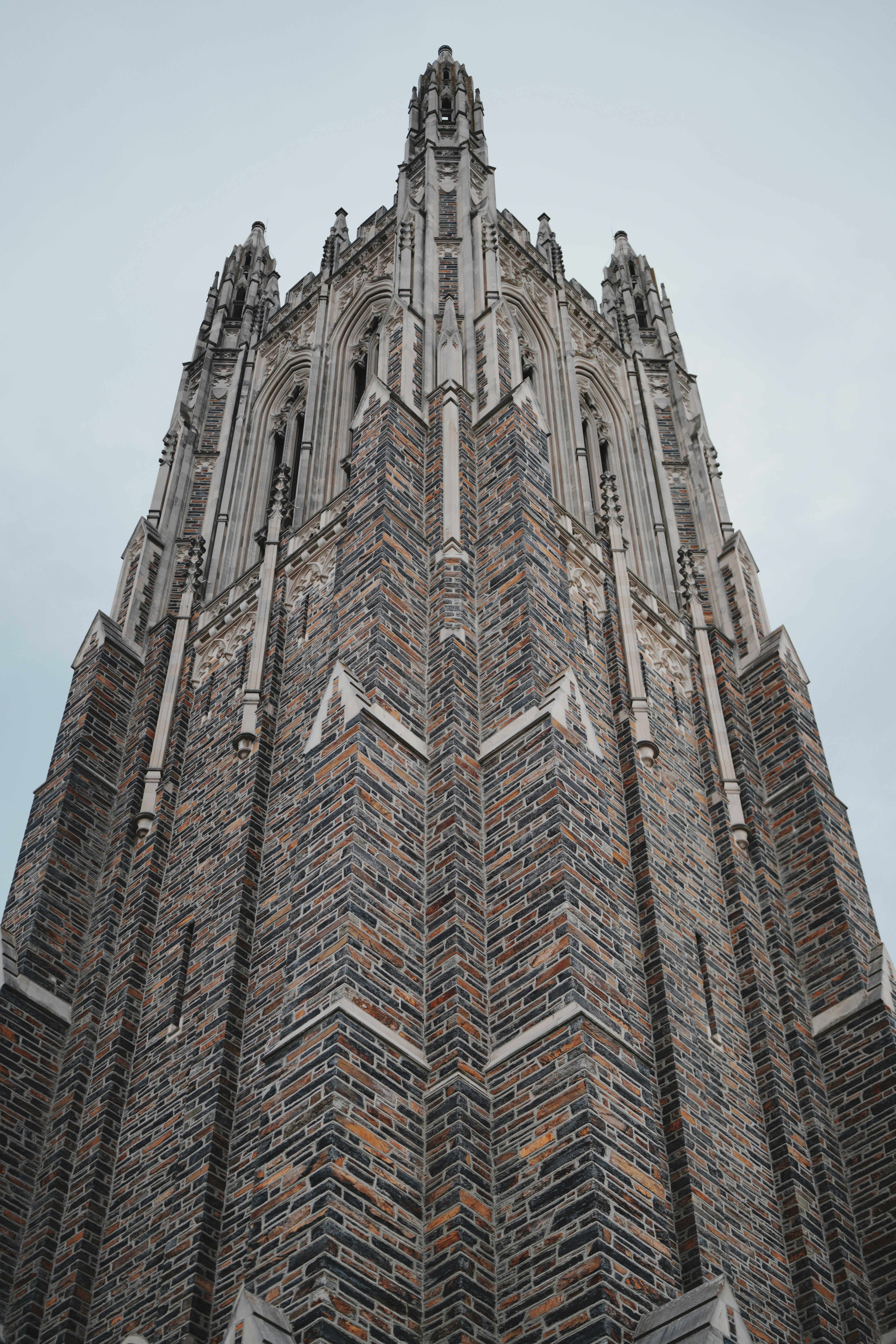 Gothic Pinnacle: Brick Facade Reaching Skyward