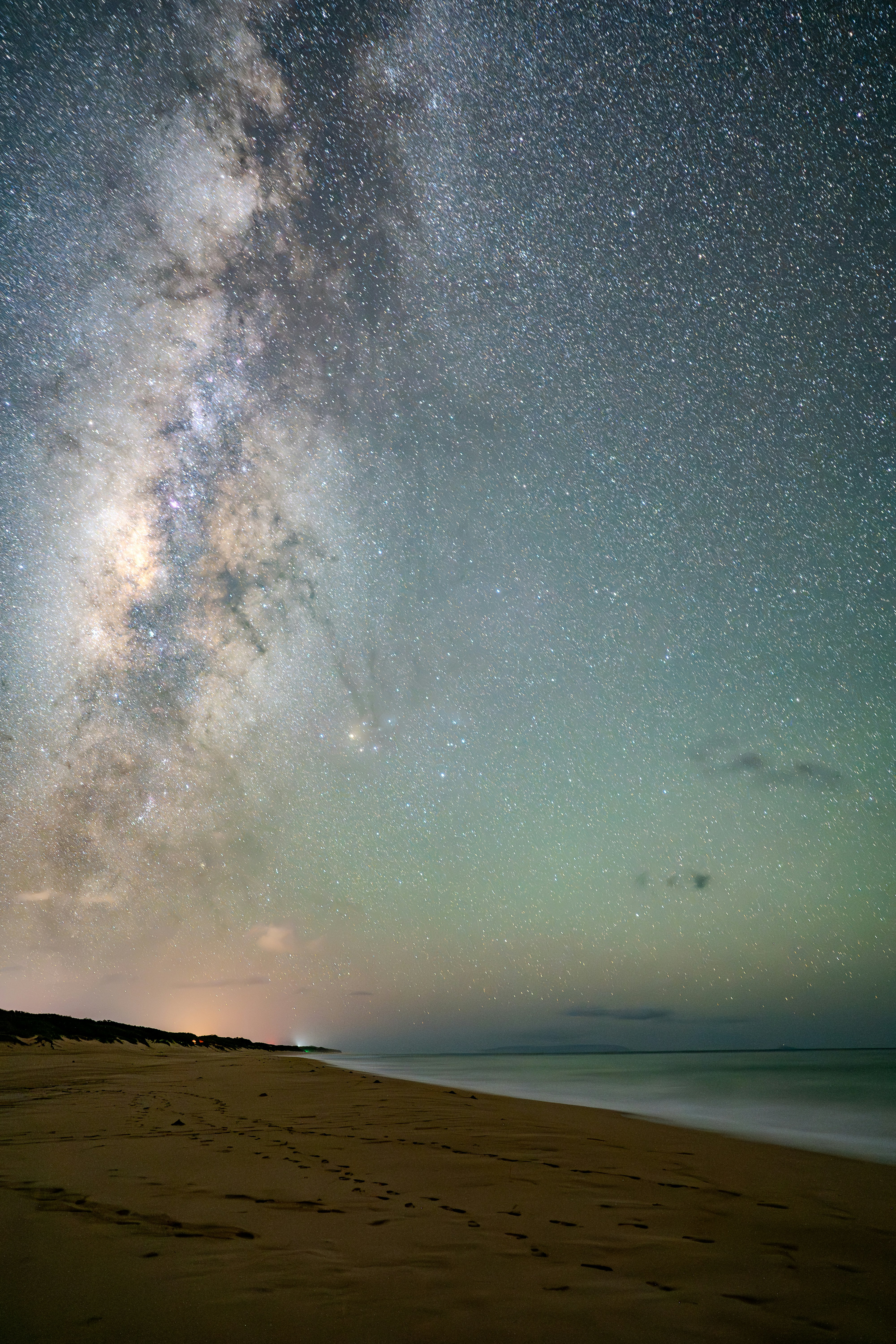 Milky Way over Coral Coast: Ocean Veil under a Galactic Tide