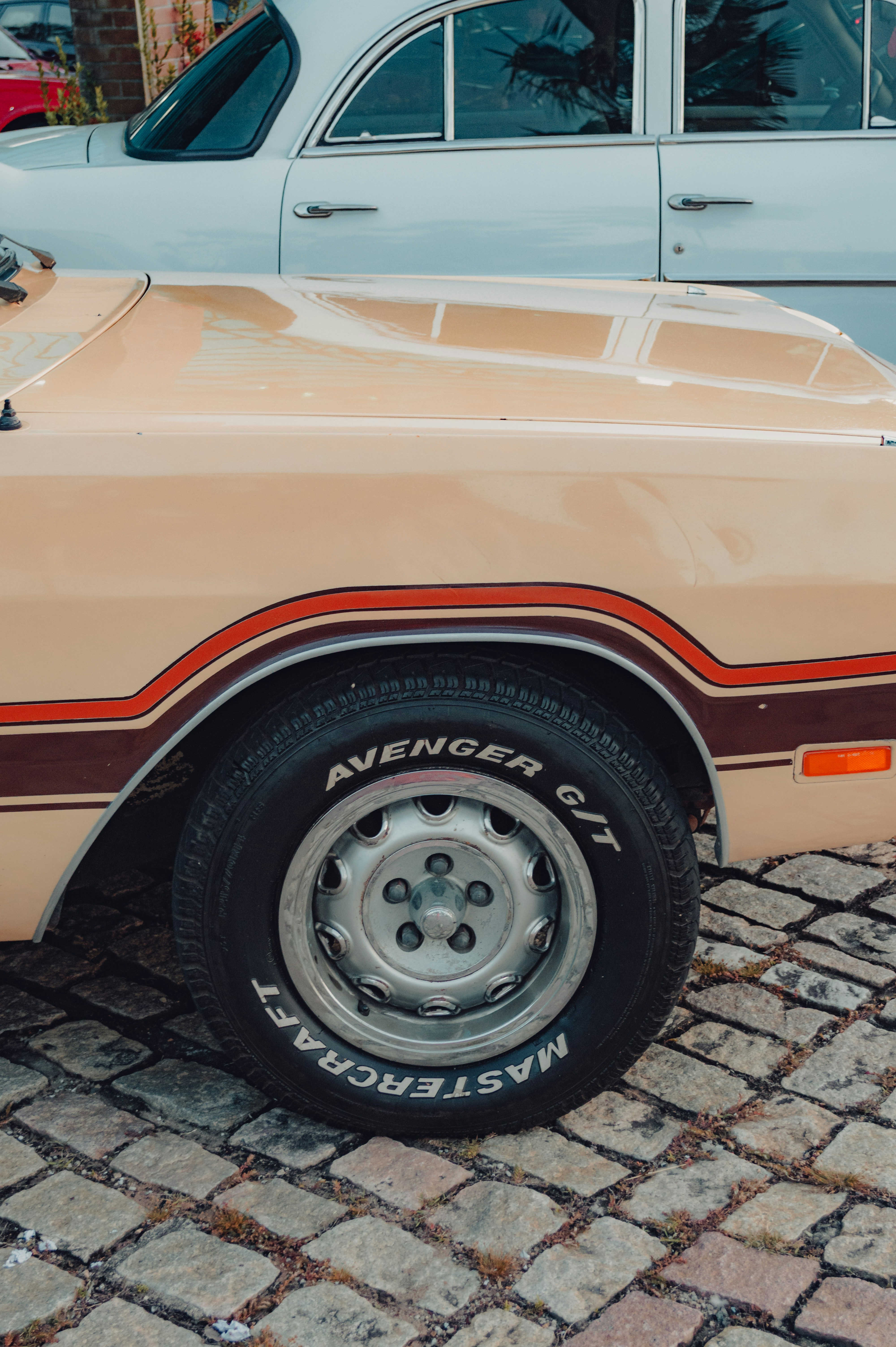 Classic Car Curves: A Peach Tint and Chrome Treads