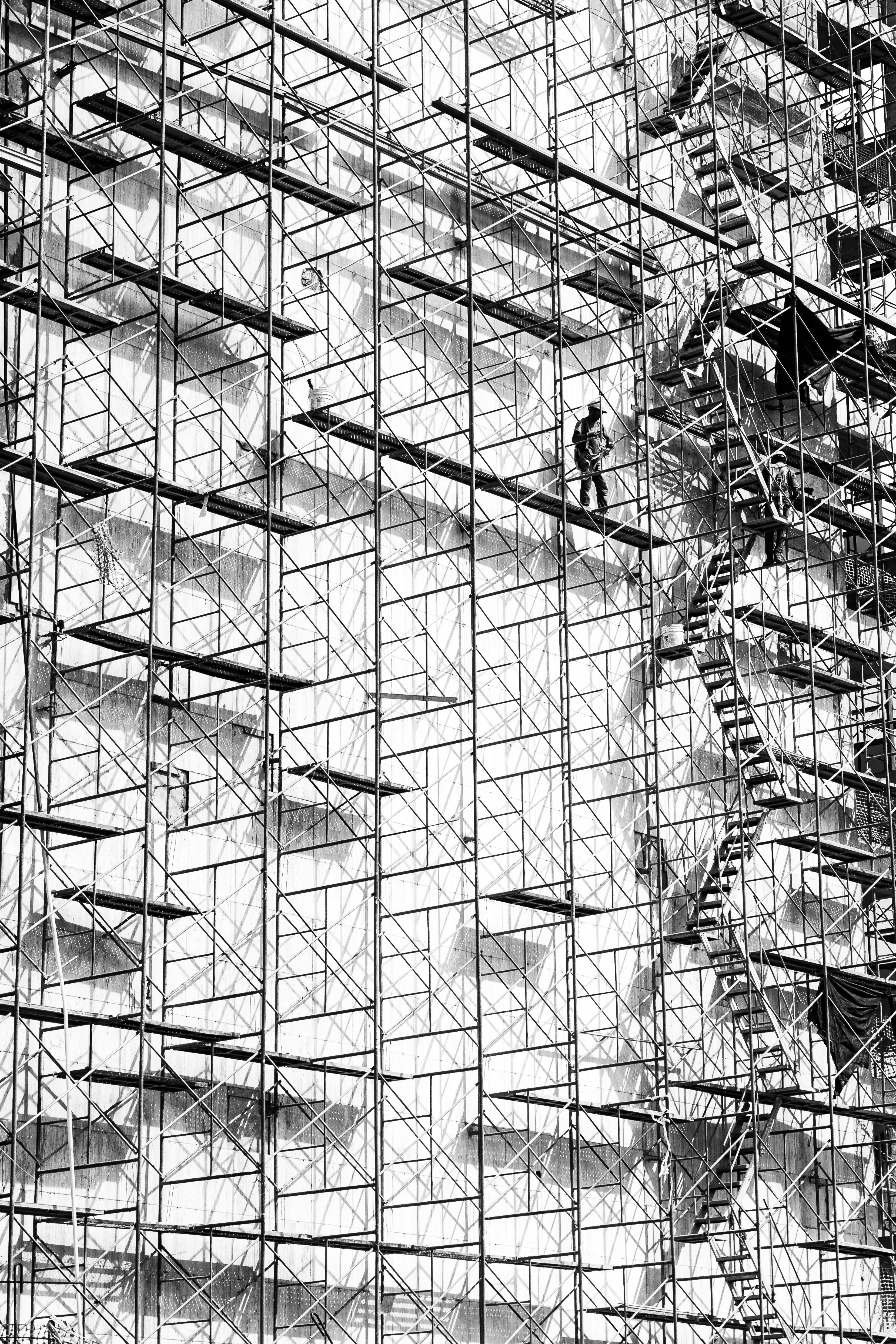 Crisscrossed Scaffold: A Streak of Ascent