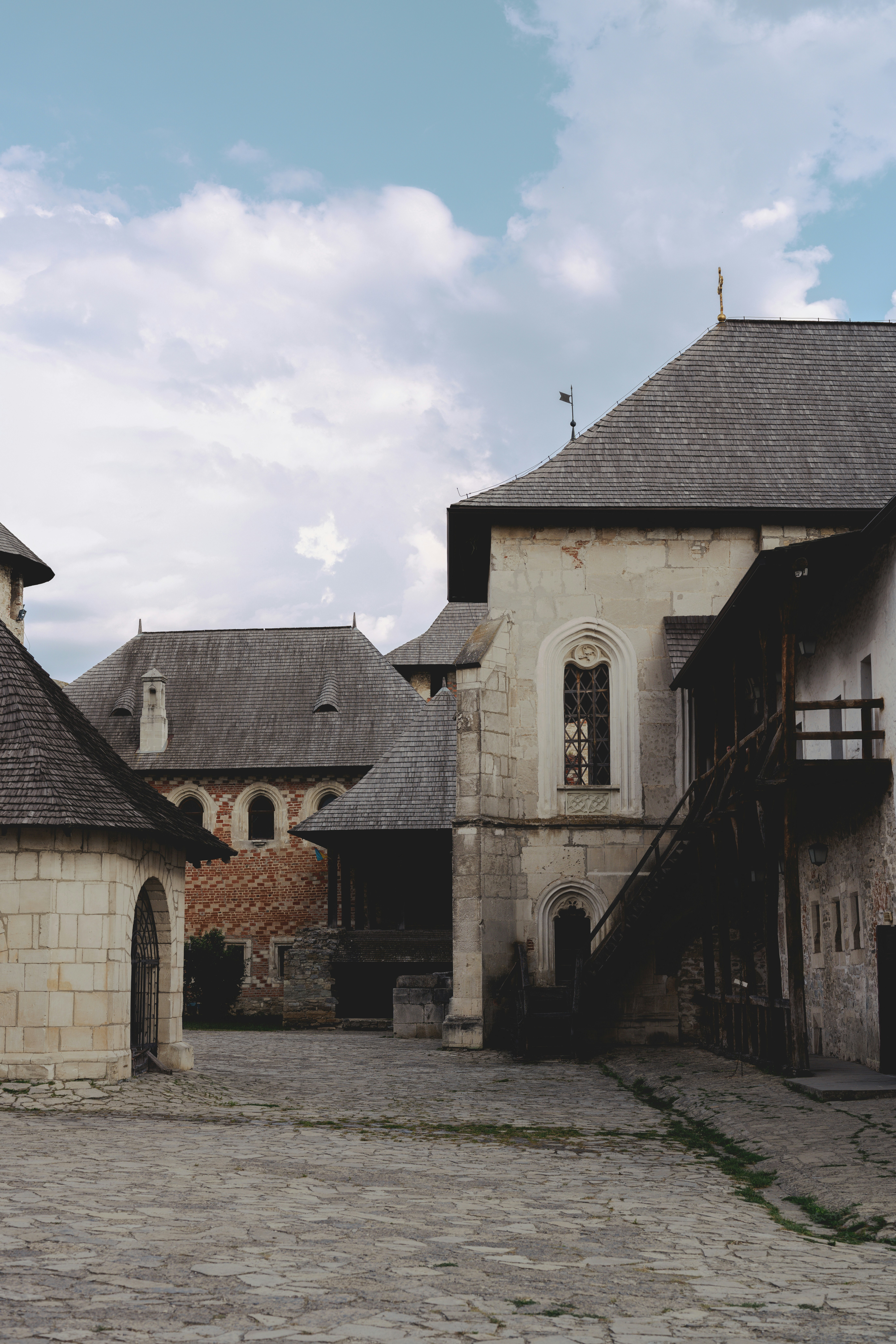 Cobbled Commons: A Quiet Courtyard Between Historic Walls