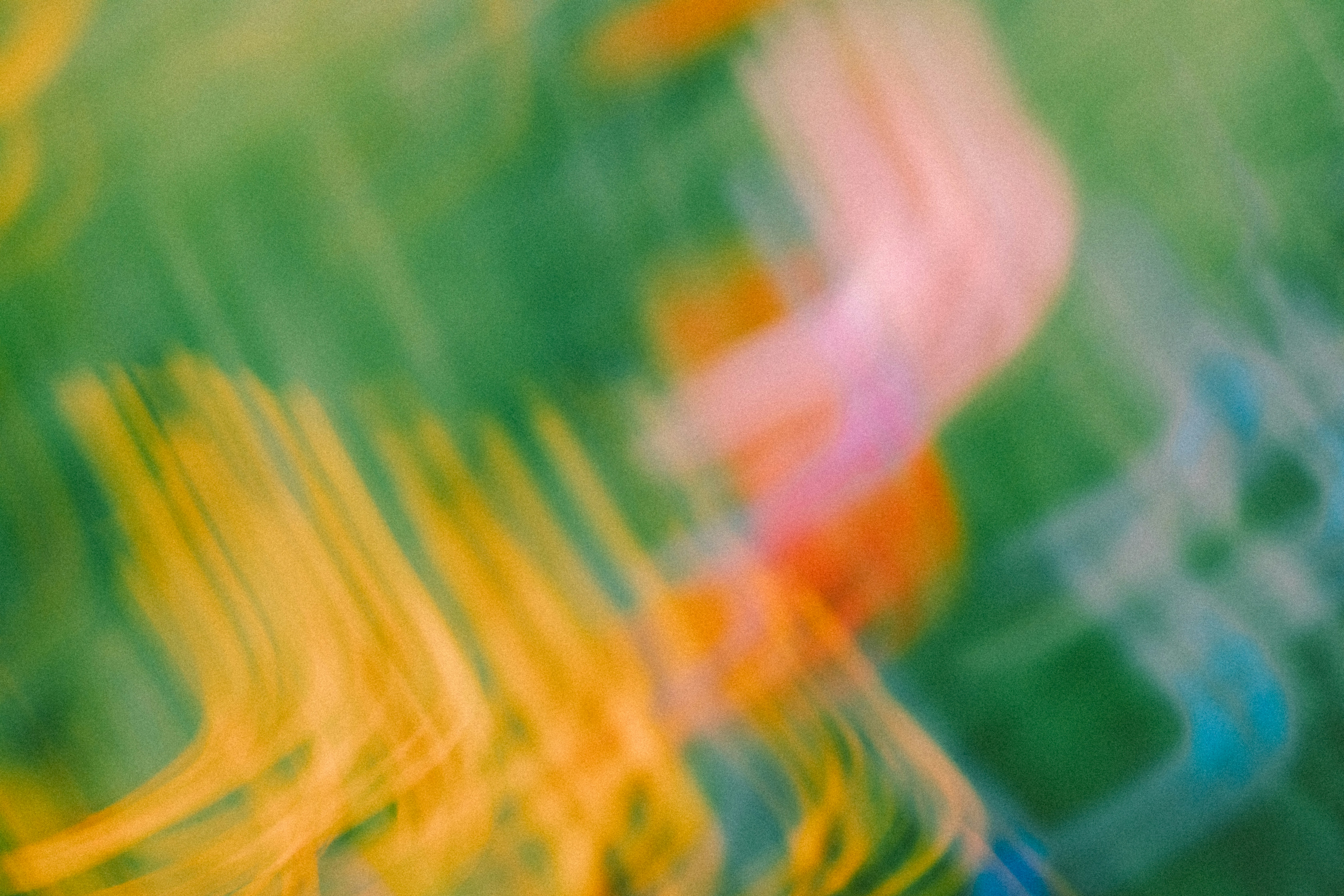 Chroma Currents: Abstract Streaks of Light and Color