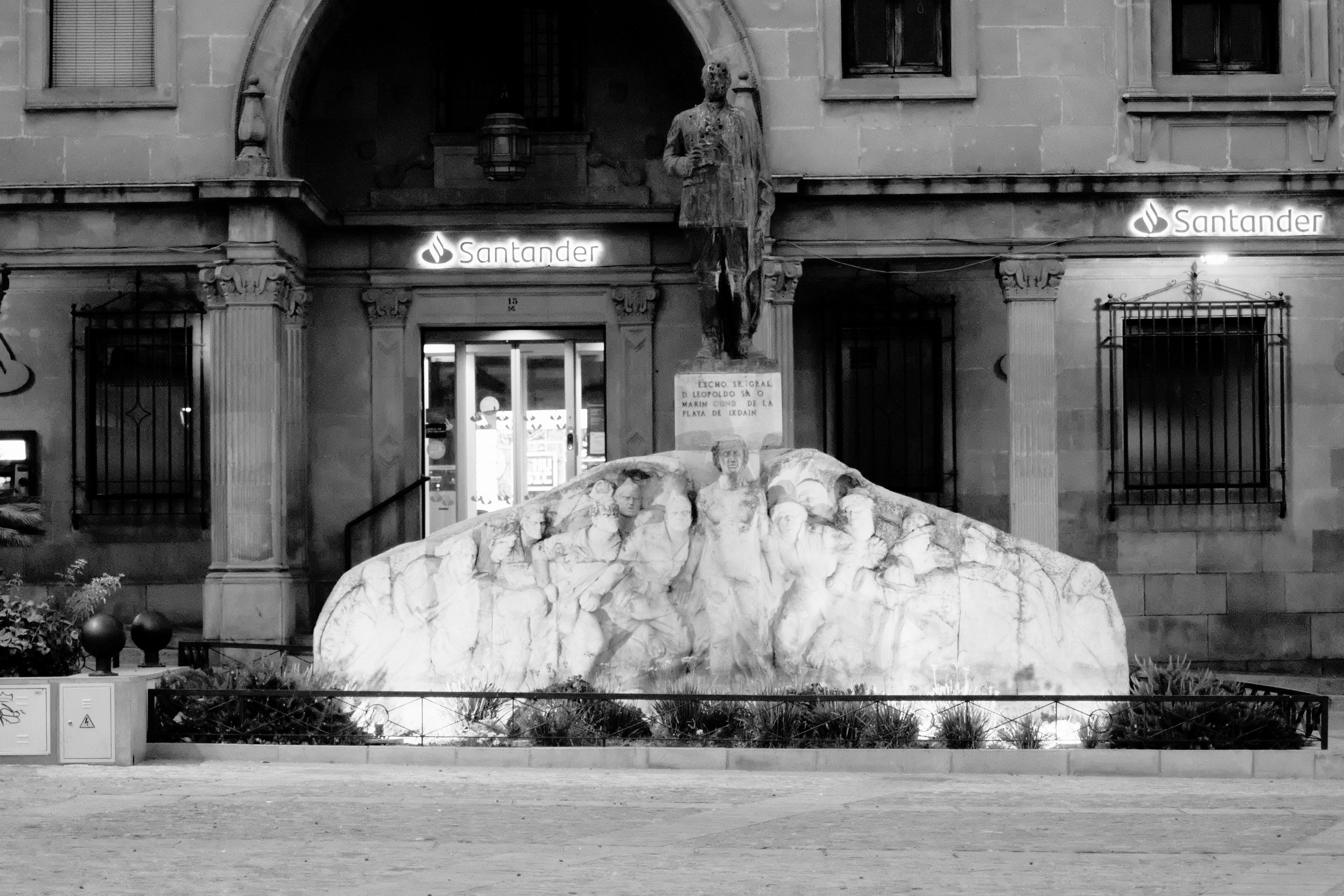 Stone Plinth, Street Archive: A Banked Bust in Front of Santander