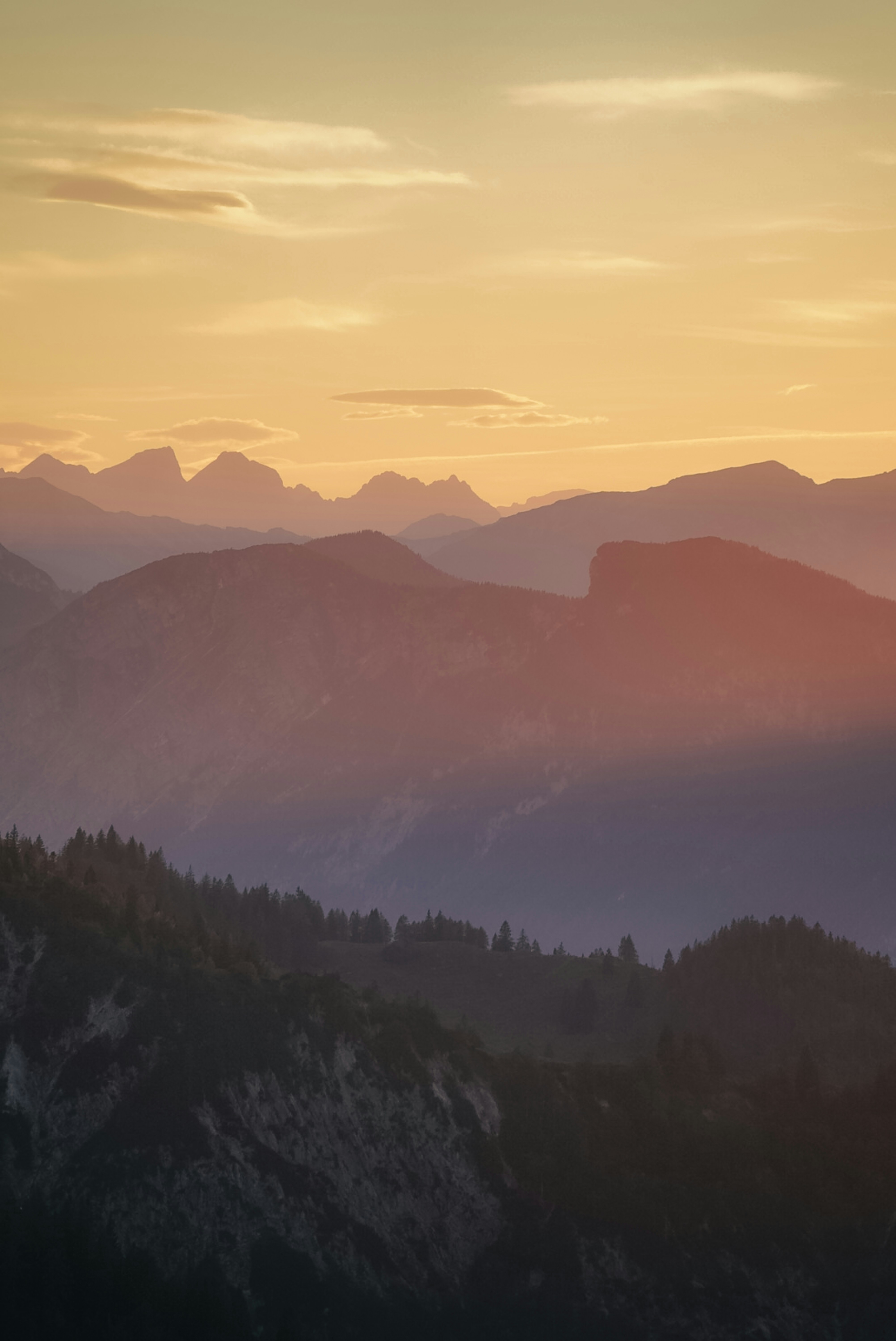 Golden Valleys at Dusk: A Quiet Chorus of Peaks