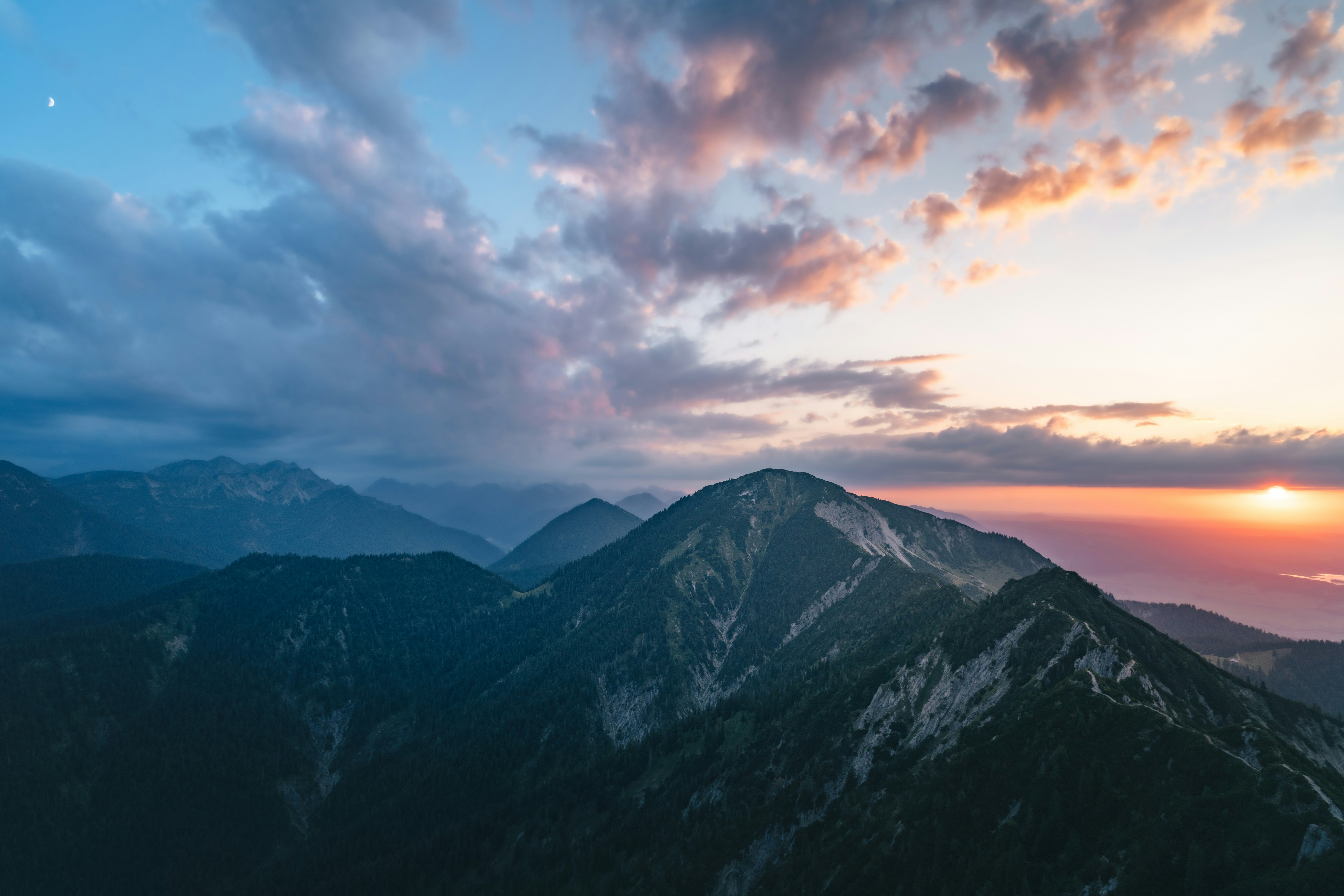 Sunset Crest: A Quiet Ridge Beneath Painted Clouds