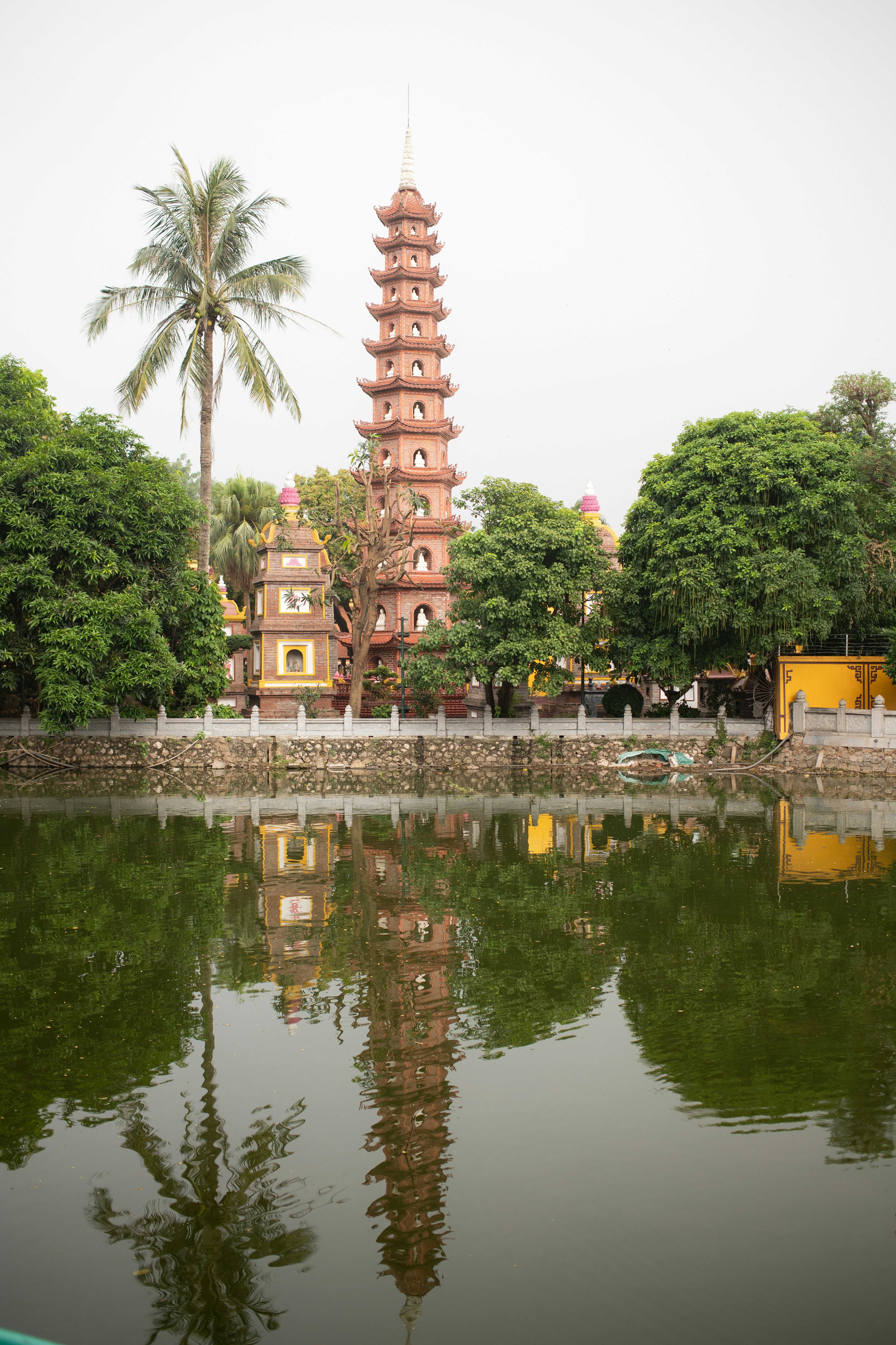 Pagoda Reverberates Over the Quiet Lake