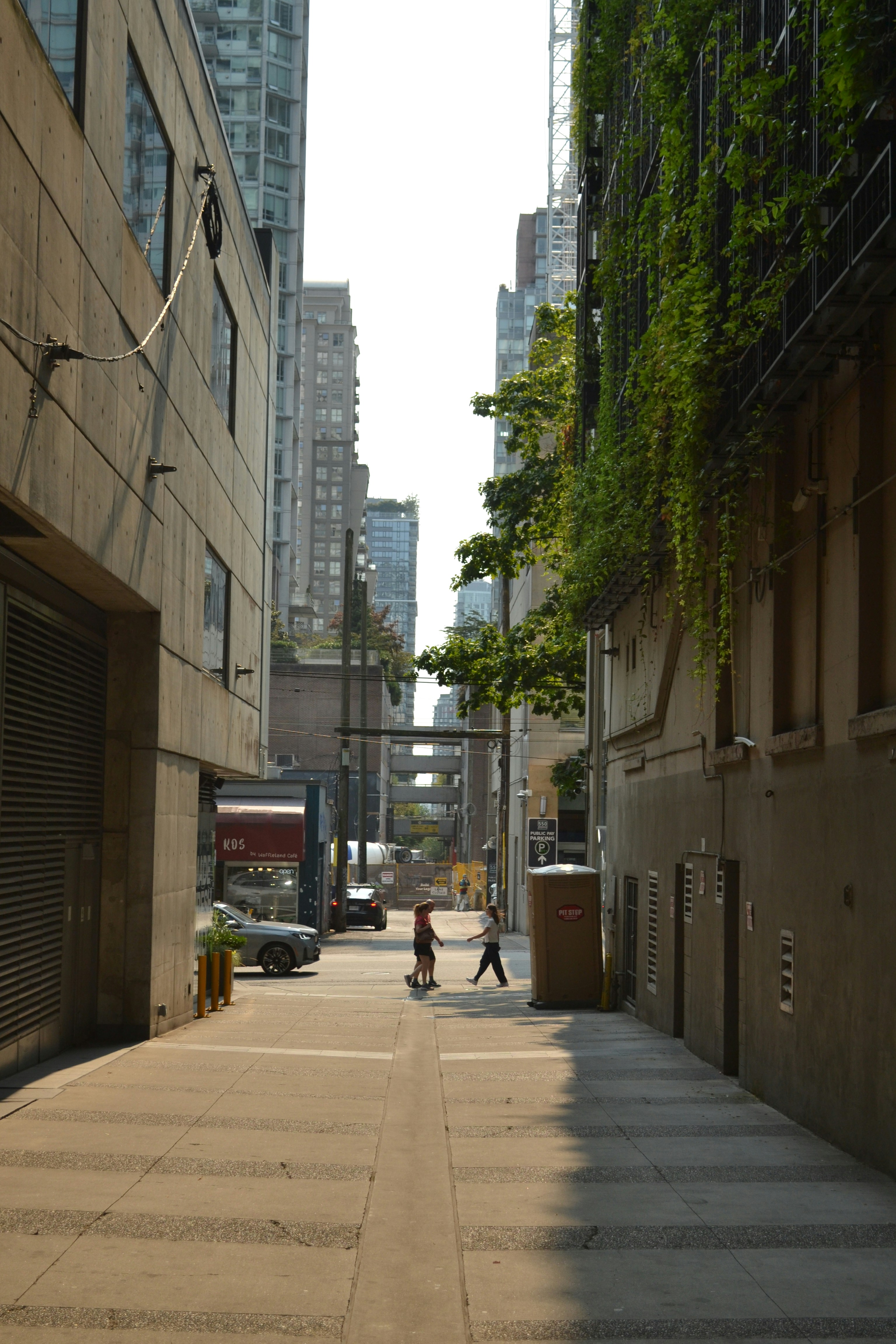 Urban Corridor: A Quiet Crossing Between Skyscrapers