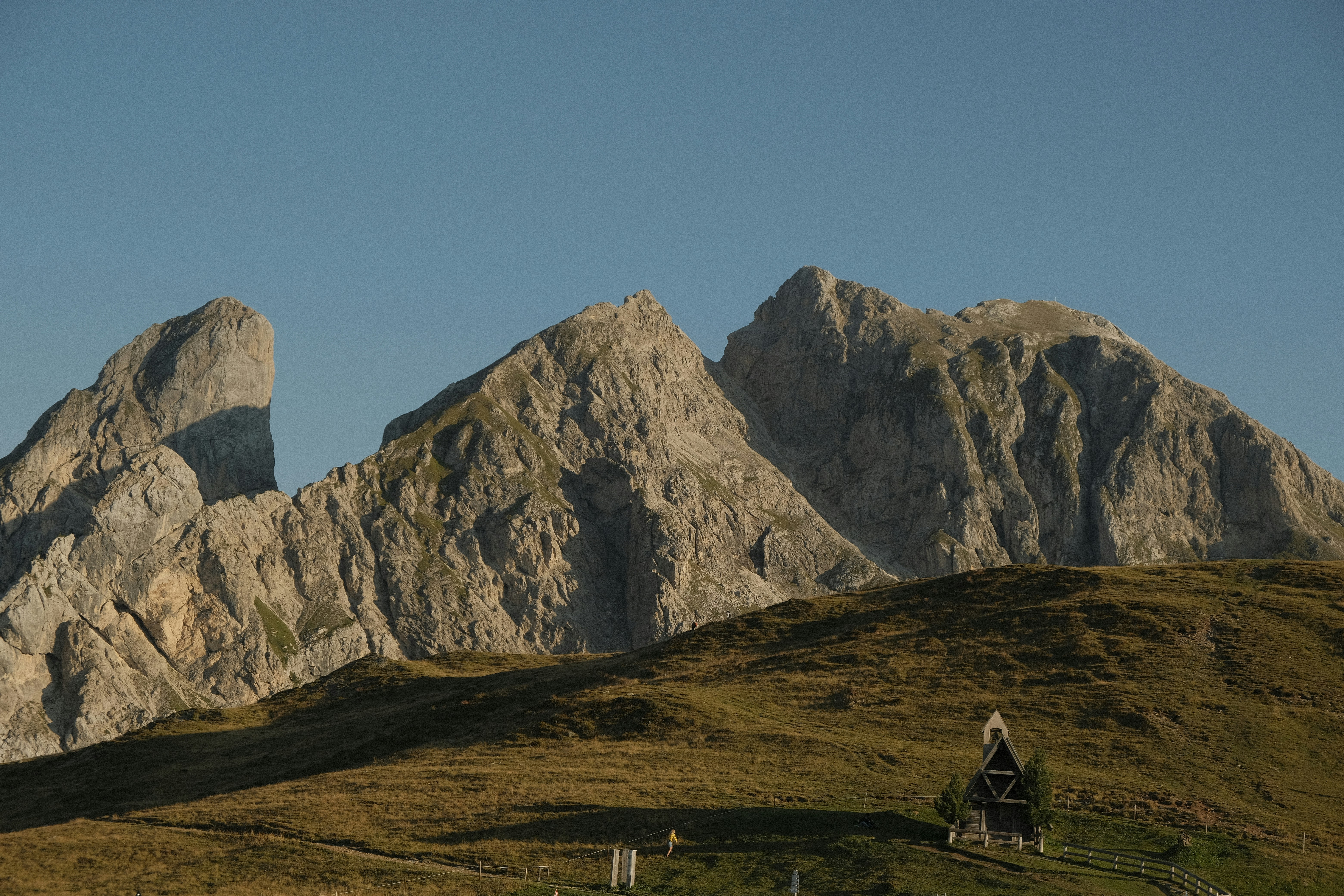 Rugged Peaks Beneath a Clear Sky