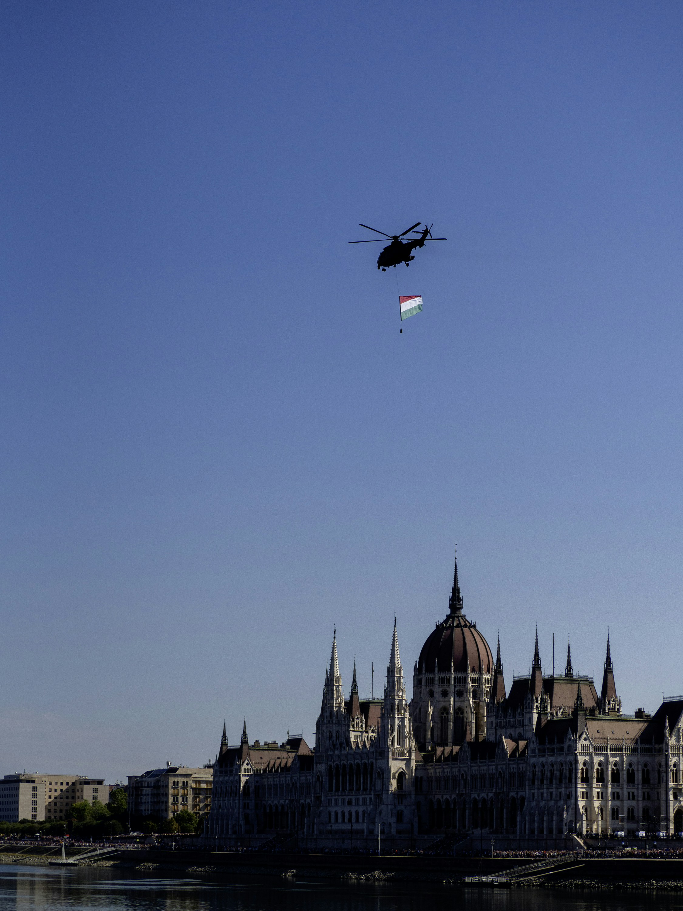 Aerial Banner Over the Danube: Heroic Cityscape