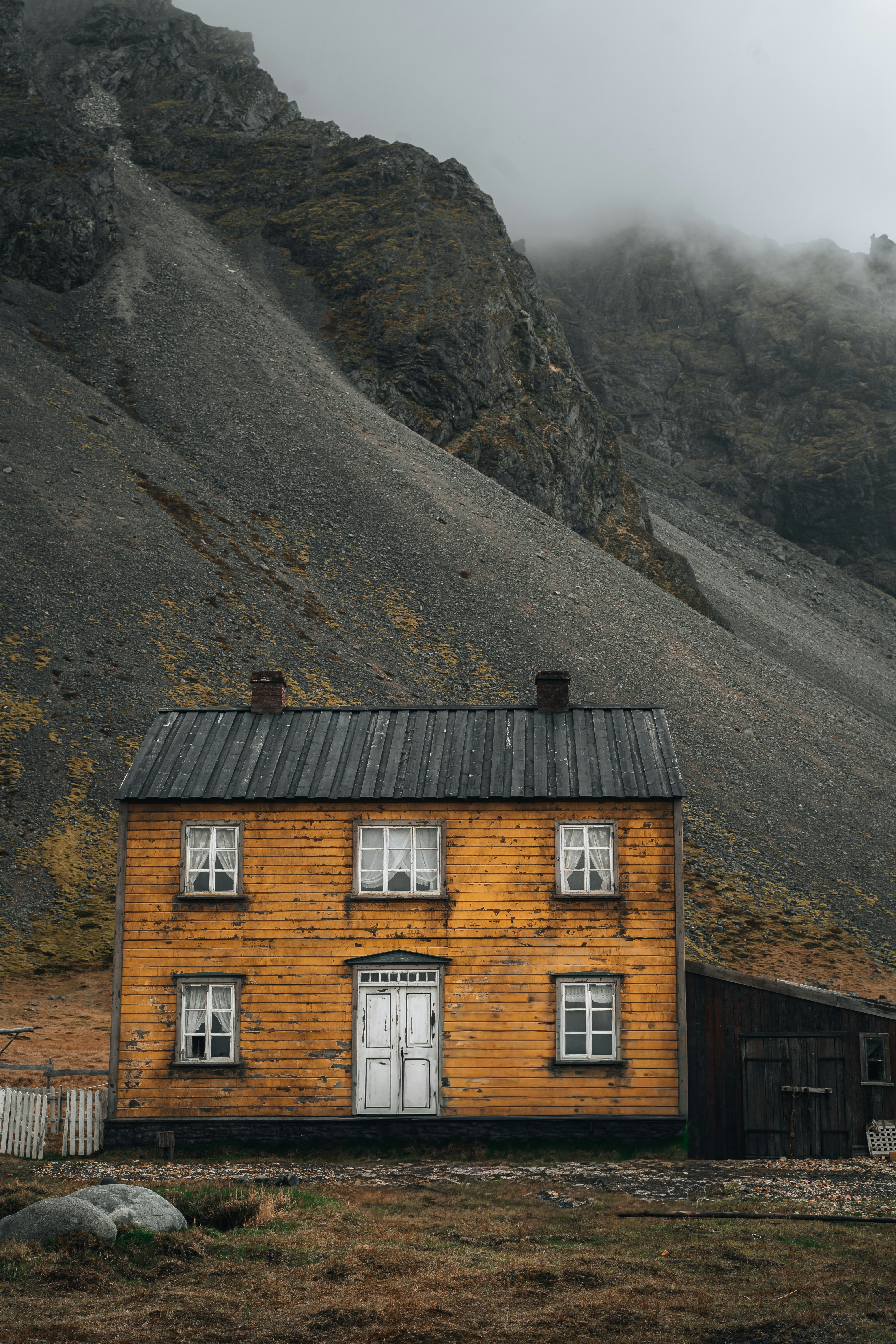 The Driftwood Cottage at the Mountain Foot
