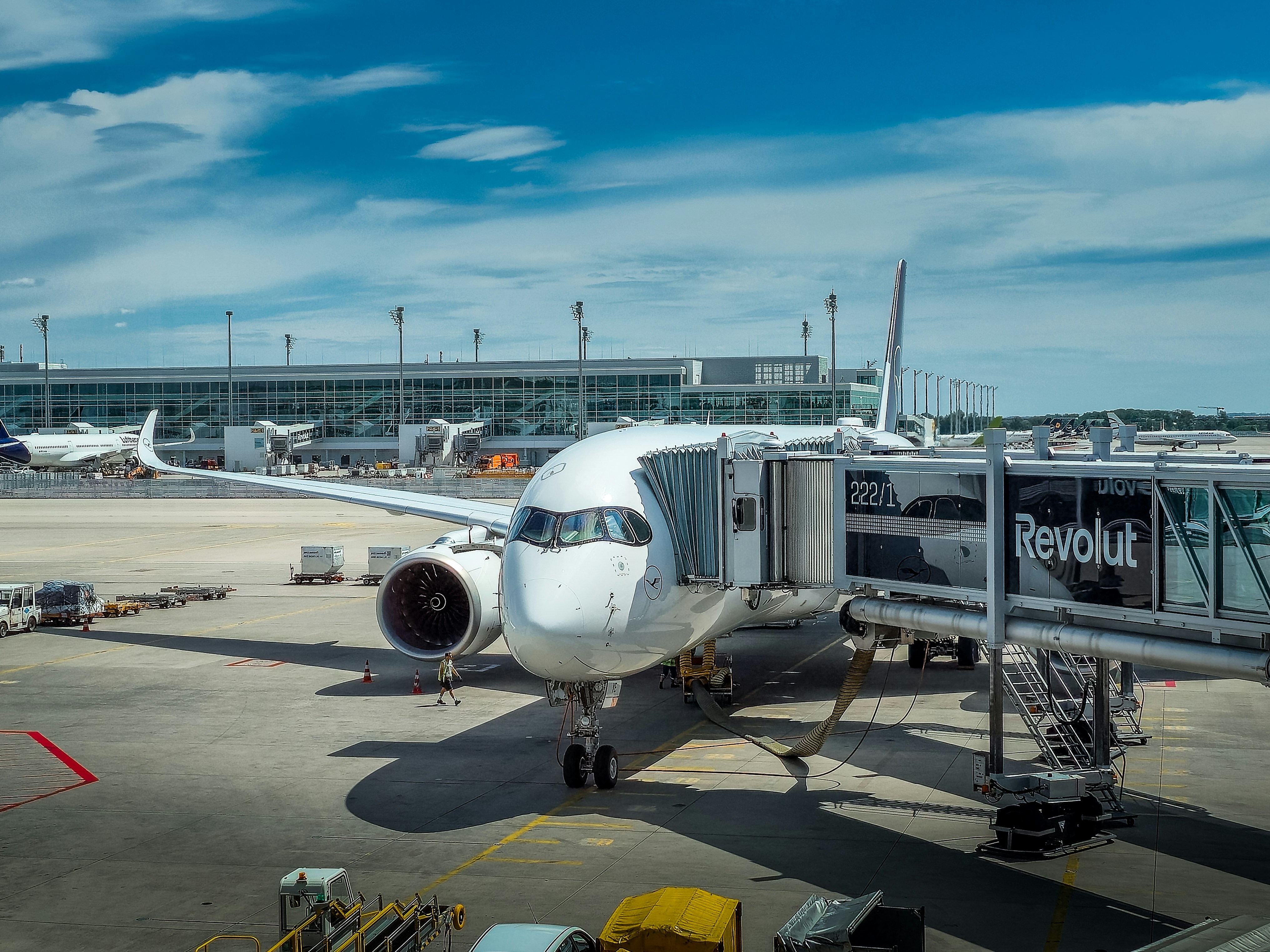 Jetway Rendezvous: A Modern A320 at Gate 22