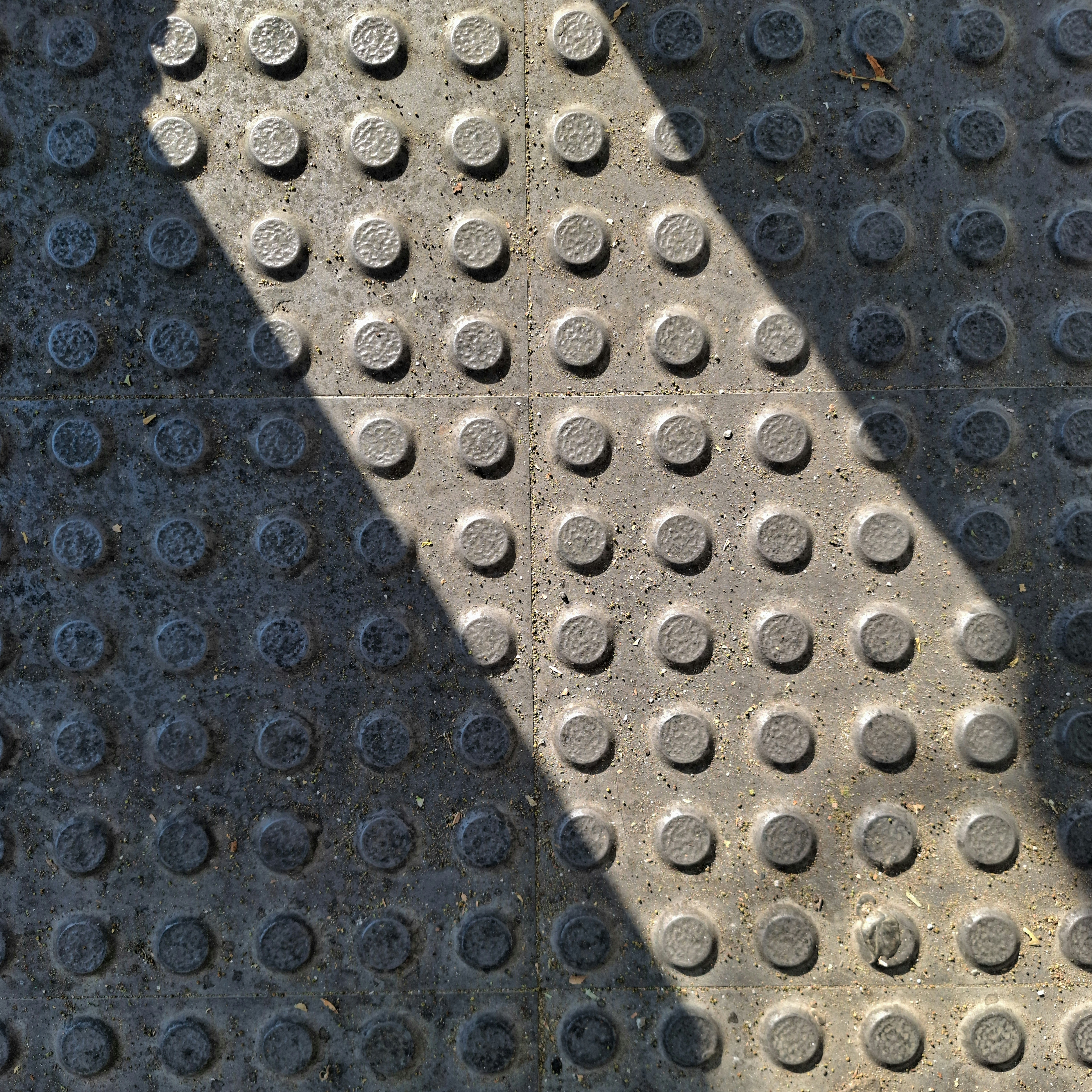 Shadow Strike on a Grid of Dots