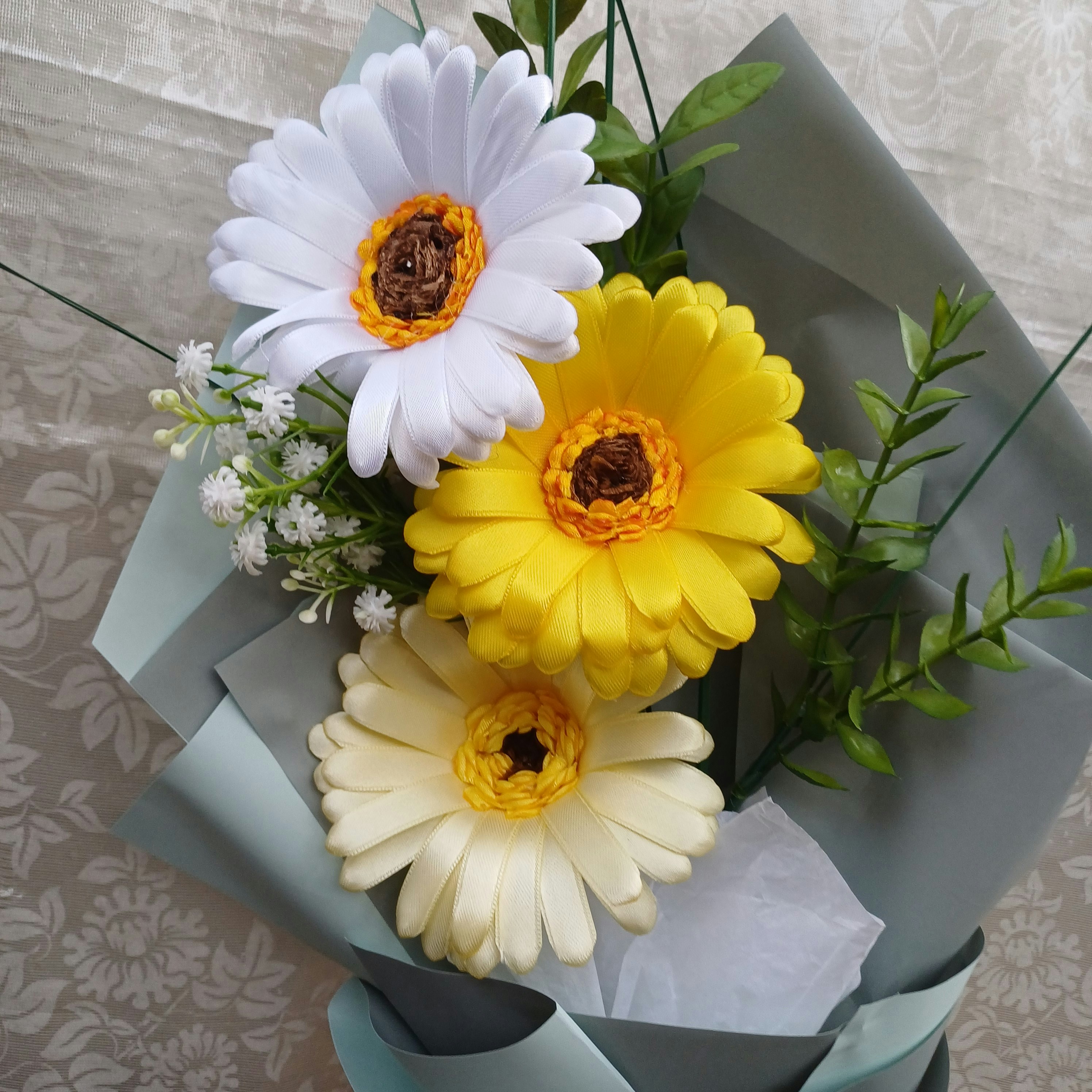 Three Bloom Symphony: White, Yellow, and Cream Gerbera Bouquet