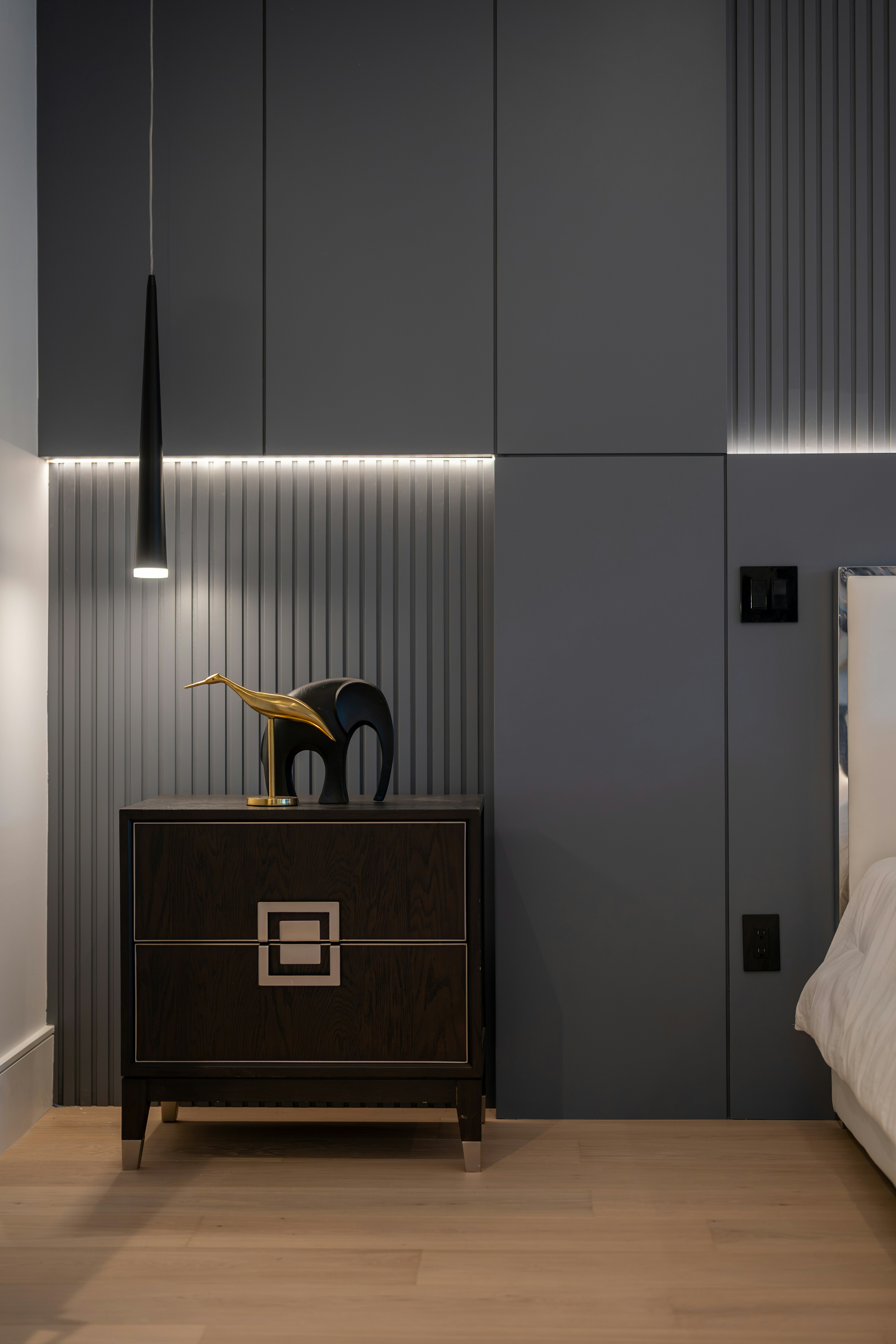 Mid-Century Nightstand: A Minimalist Moment in Slate and Gold