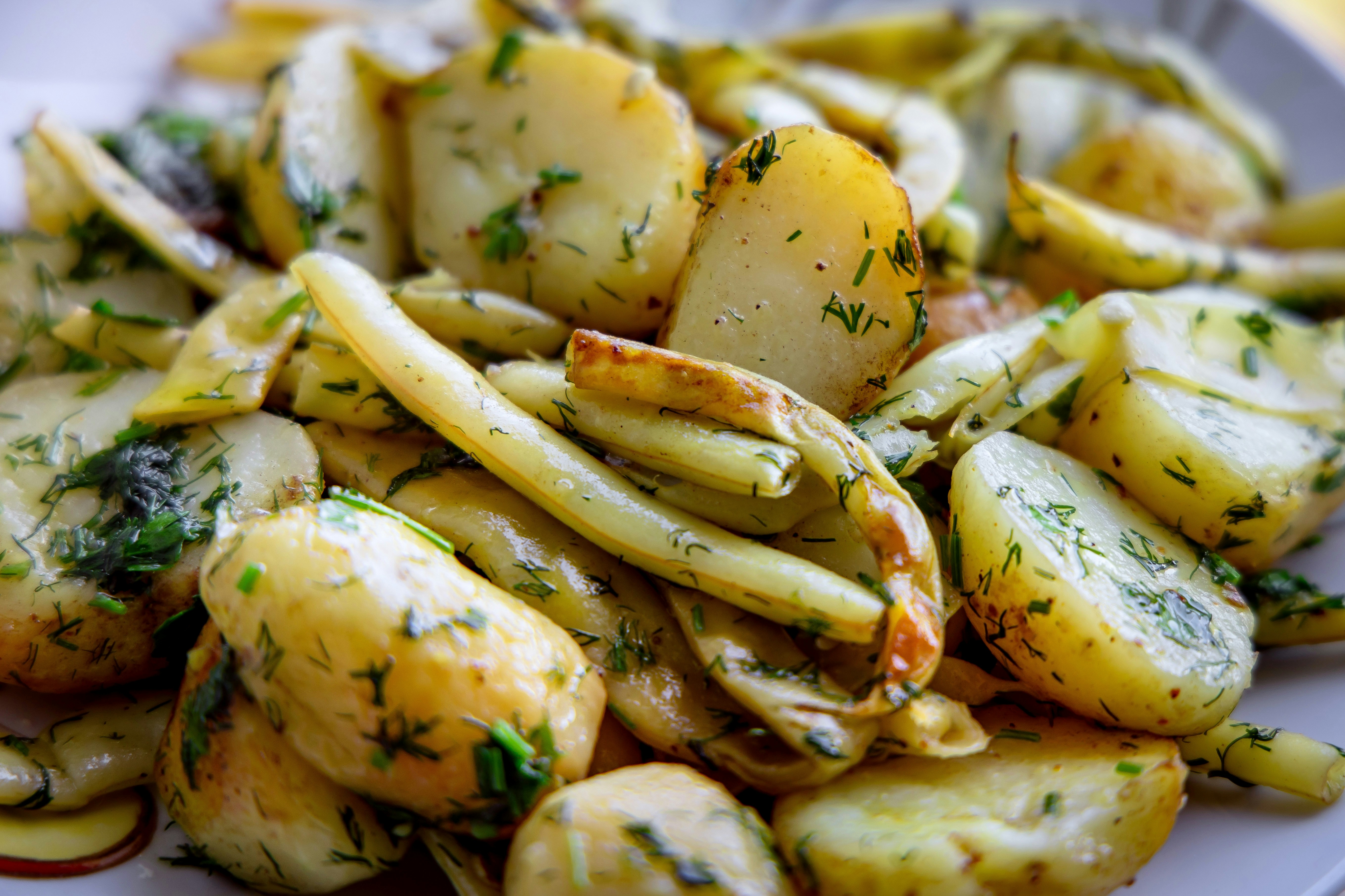 Herb-kissed Potato Medley: Golden Potatoes Glazed with Dill and Garlic