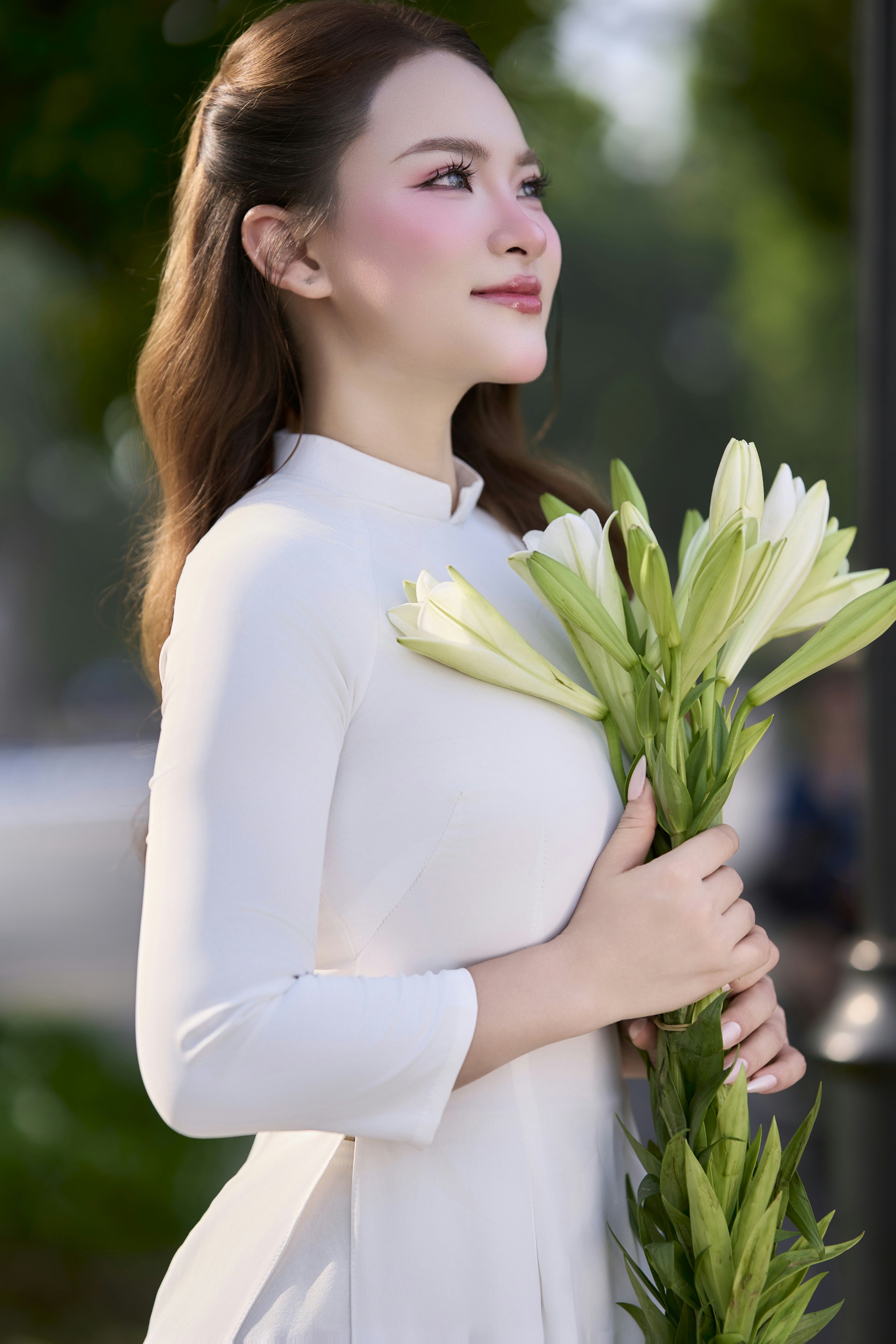 Soft Light, White Lily: A Portrait of Quiet Grace
